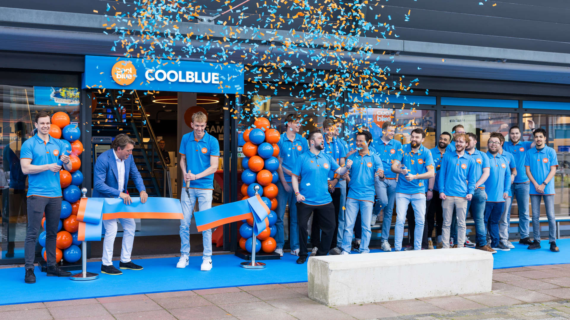 Coolblue opent nieuwe winkel in Leeuwarden