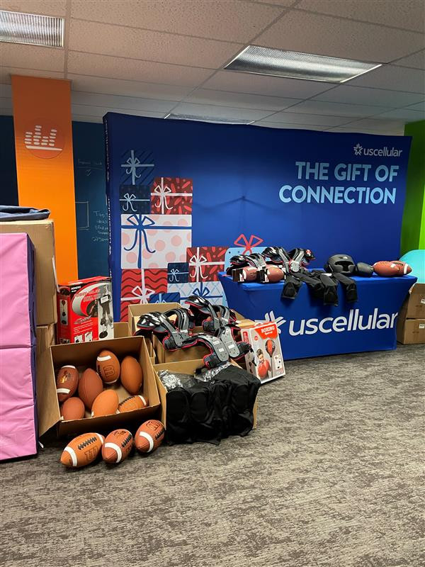 Holiday Connections 1