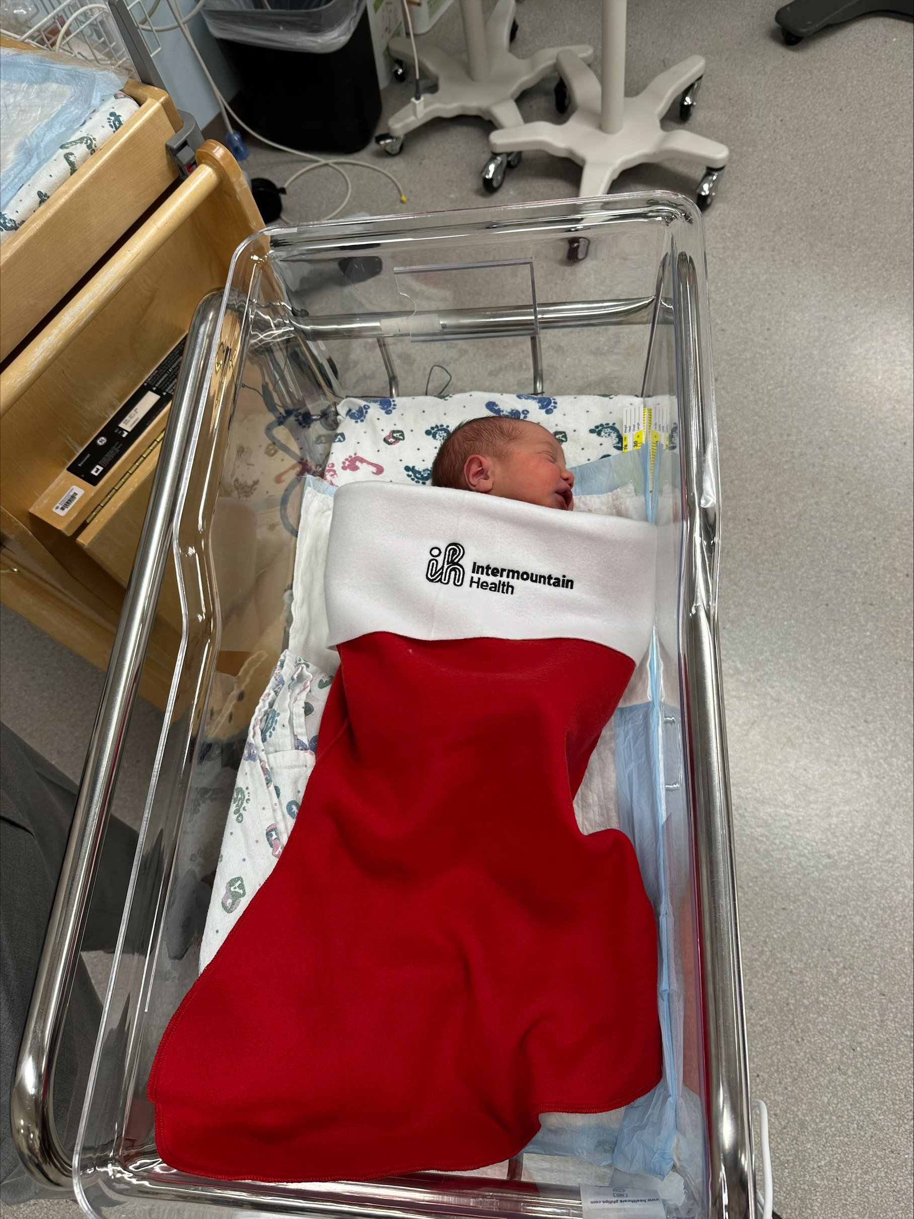 Santa Claus Marks 15th Year of Special Deliveries at Intermountain ...