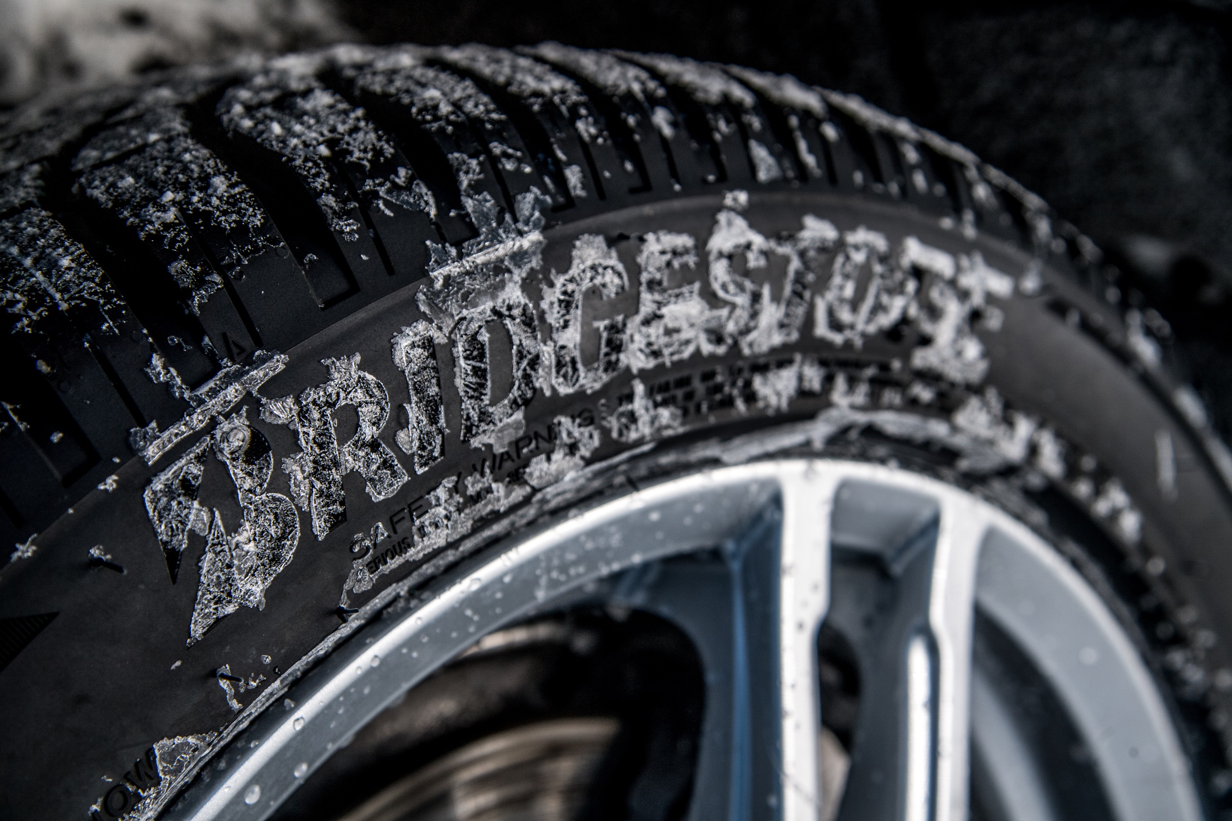 Bridgestone Blizzak LM005 Celebrates 20th Test Victory Following GTÜ ...