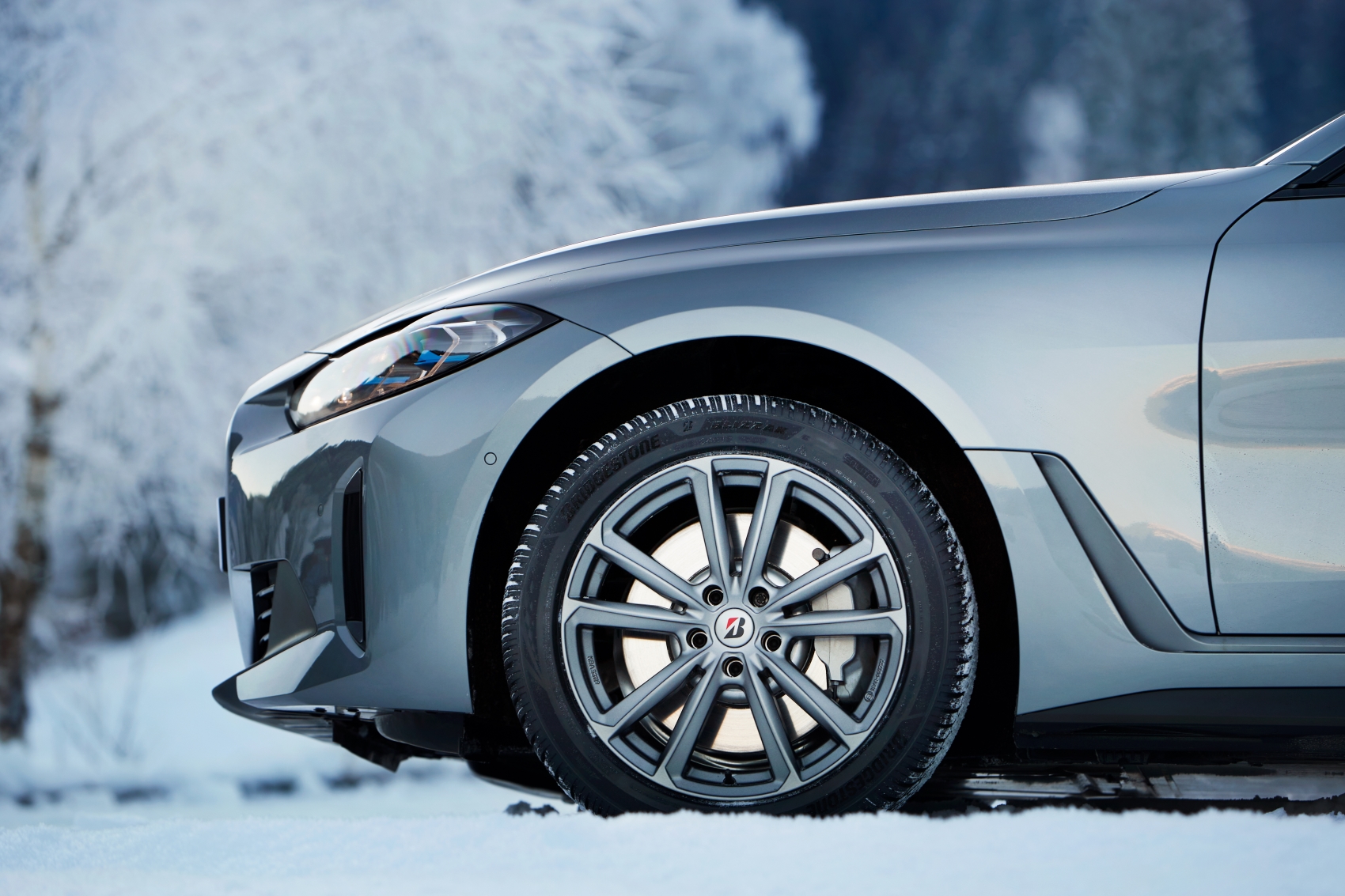 Bridgestone Blizzak 6 sichert sich den Testsieg im AUTO BILD sportscars ...