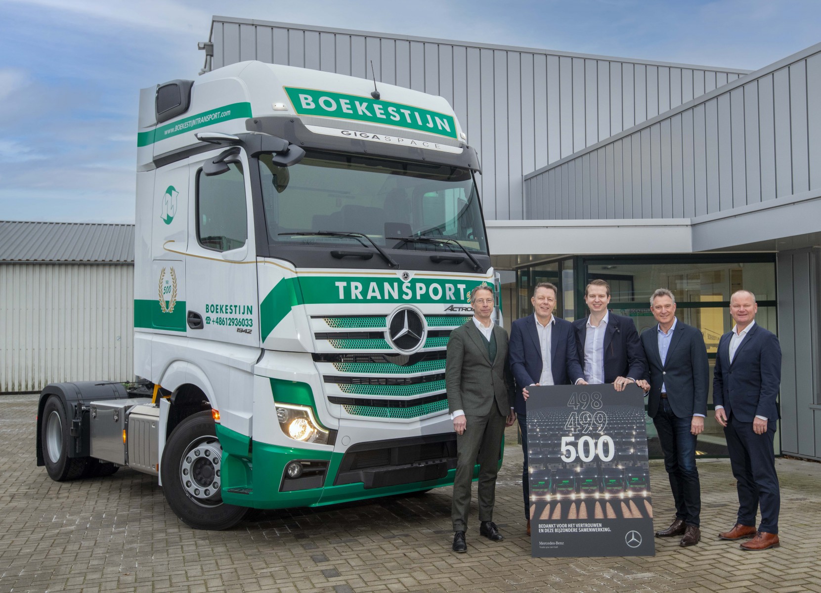 Mega-order Boekestijn Transport: aflevering 500 Actrossen in volle gang