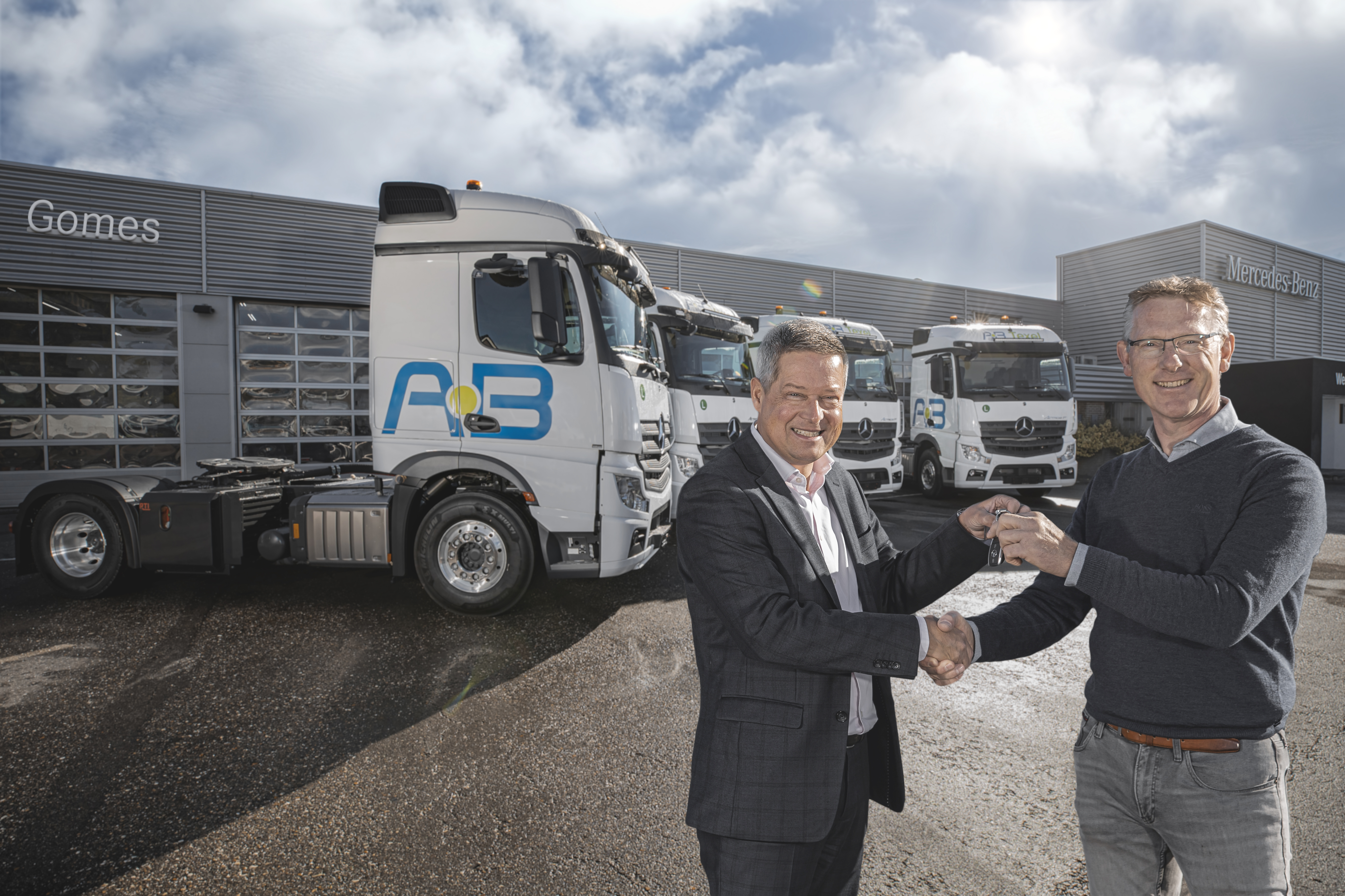 Nieuwe levering trucks voor AB Transport Group: 25 exemplaren Actros F
