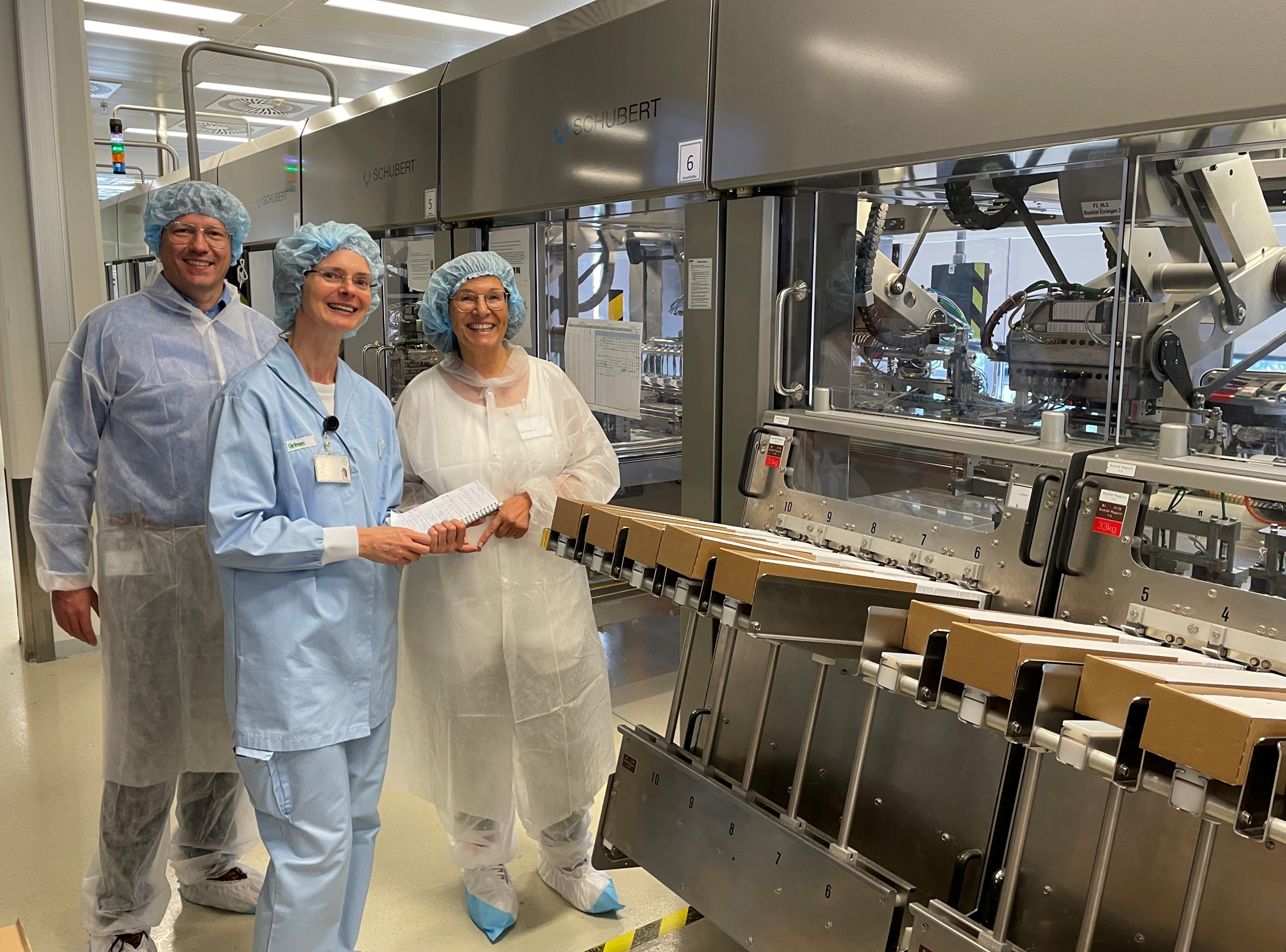 Bundestagsabgeordnete Antje Tillmann zu Besuch bei Bayer Weimar