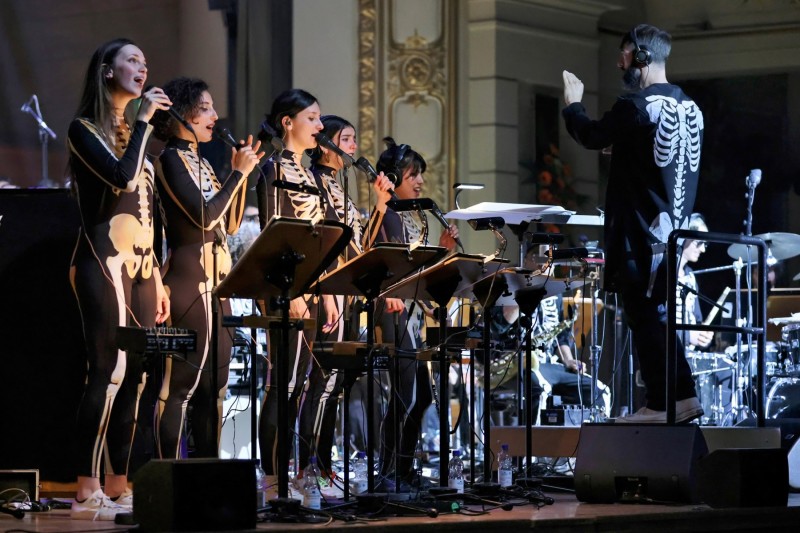 „Schwingende Kronleuchter“ und begeistertes Publikum beim dritten ...