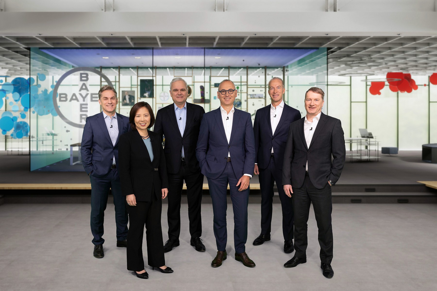 Photos from the Financial News Conference