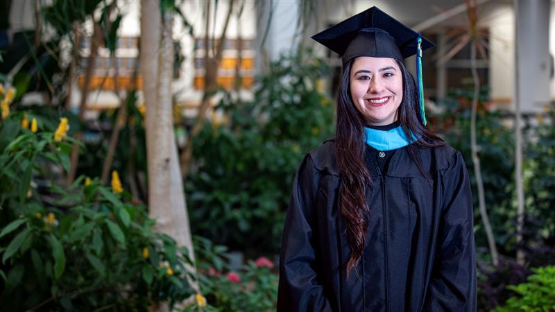 From teacher to HR: How Valeria found her calling amidst challenges
