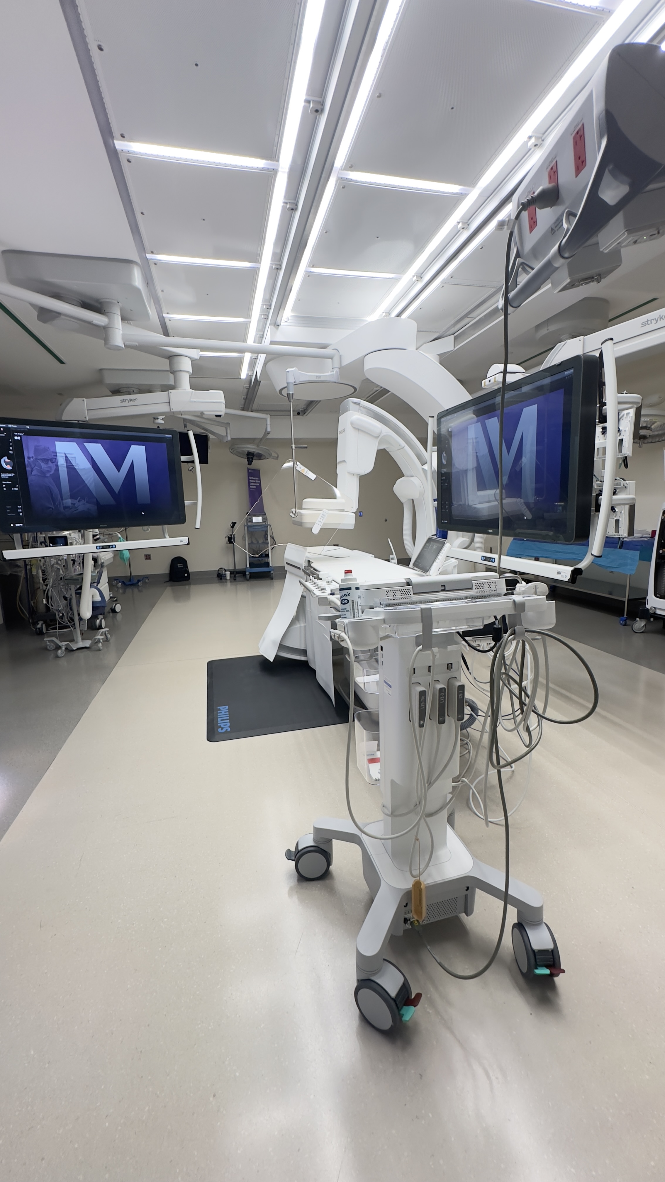 New Hybrid Vascular OR Brings Advanced Care to South Suburbs