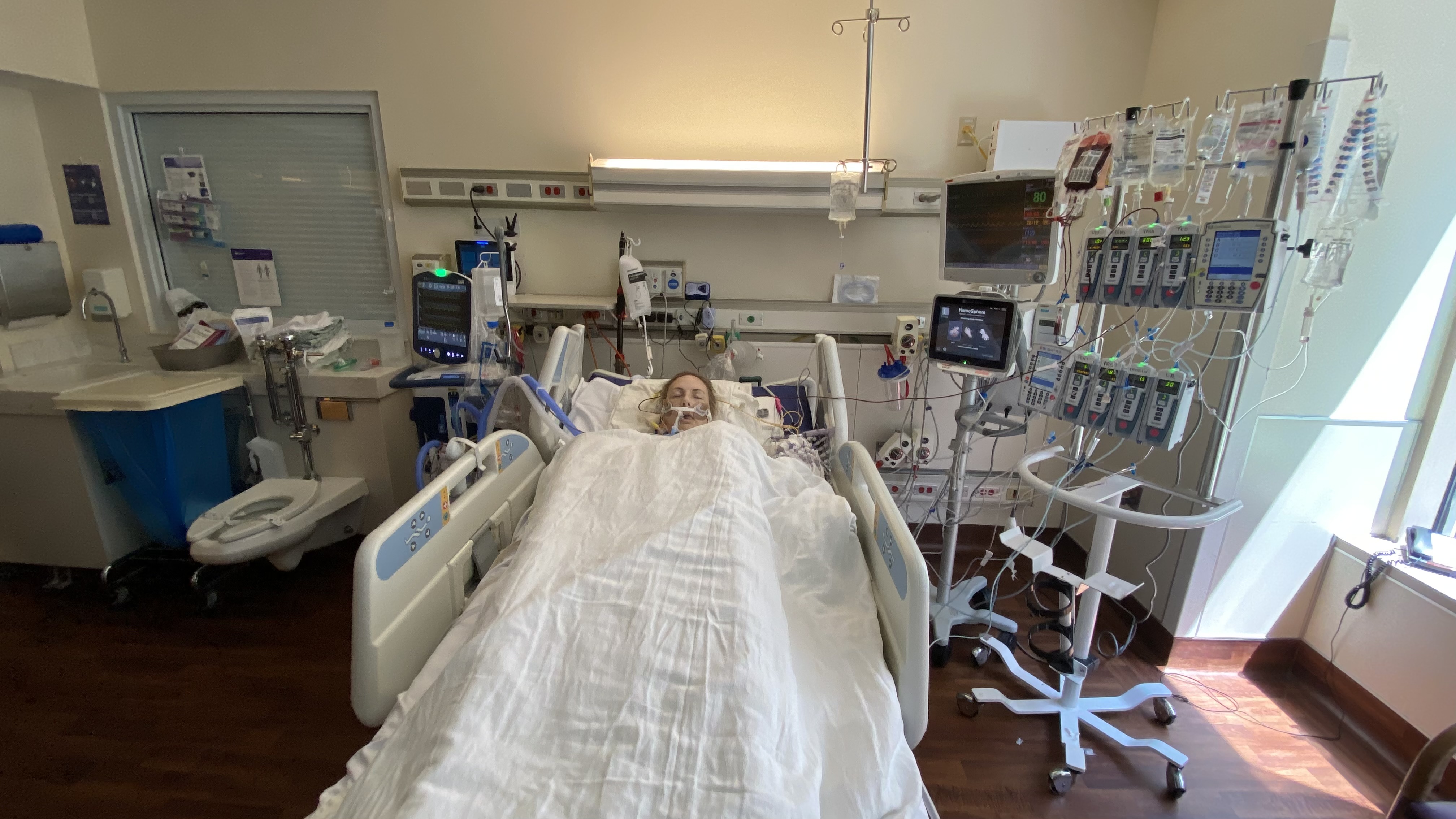 First-of-its-kind surgery at Northwestern Medicine: Double-lung ...