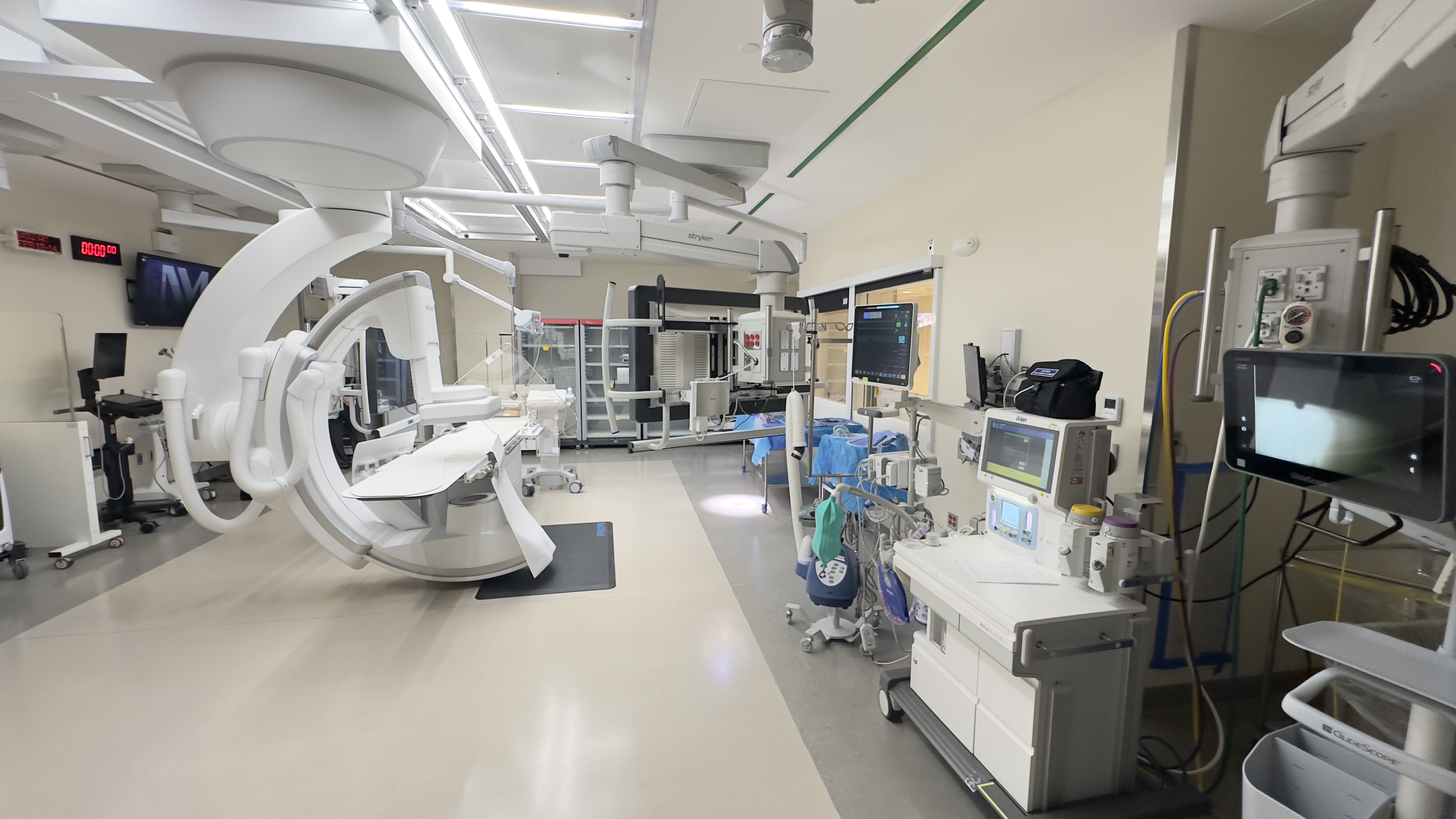 New Hybrid Vascular OR Brings Advanced Care to South Suburbs