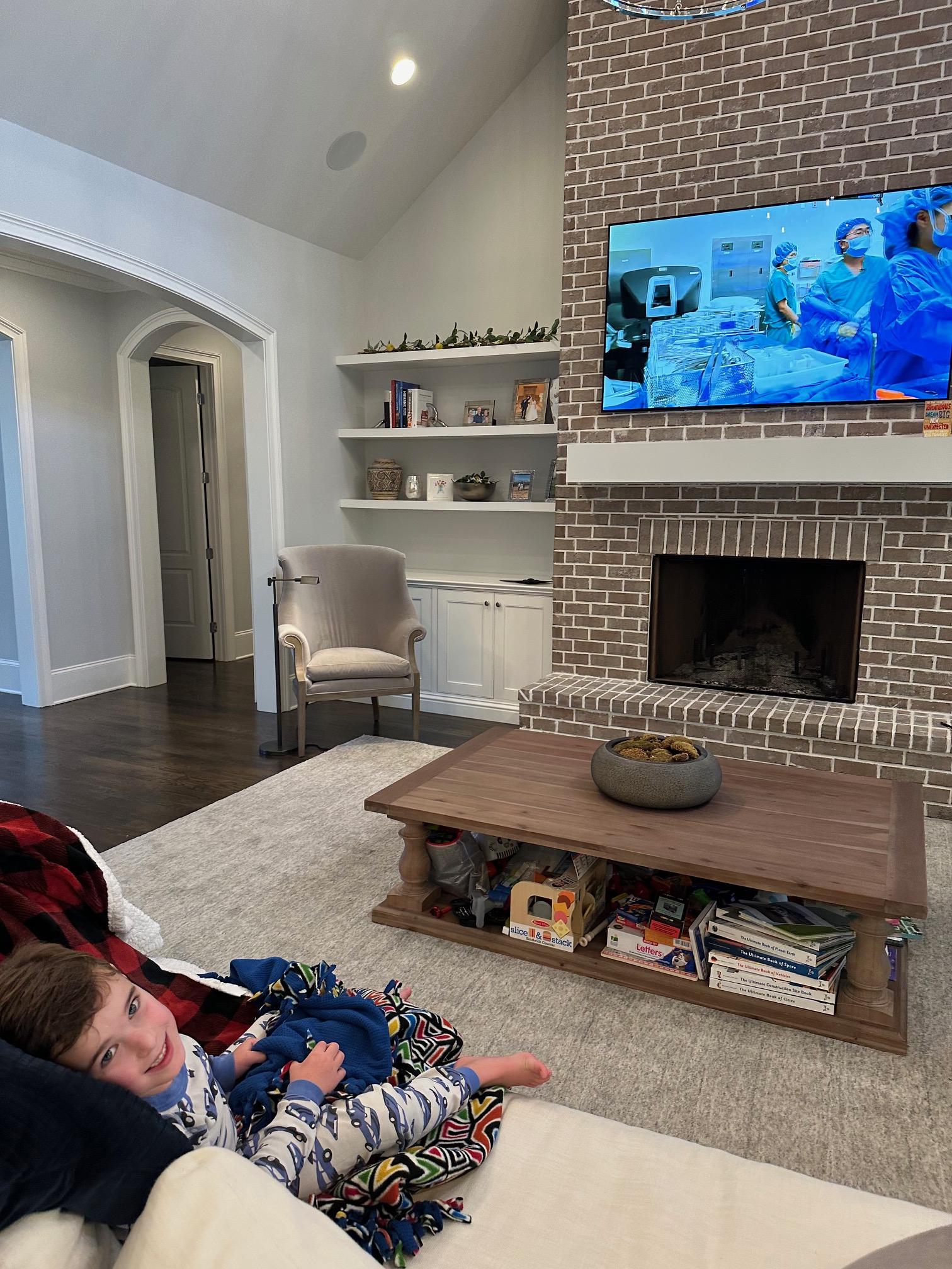 Six-year-old from Tennessee meets his hero: a thoracic surgeon from ...