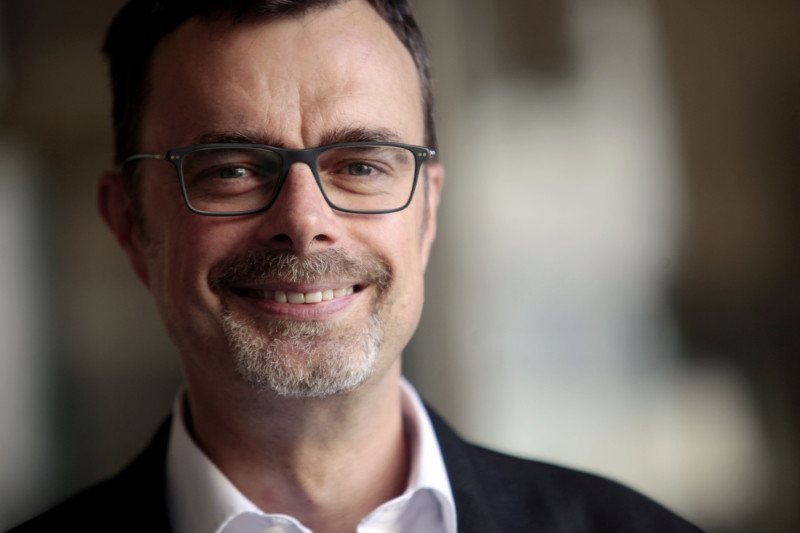 IU presents the IU Spirit Award for the first time | IU News