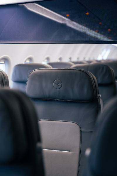 Retrofit for the Continental Fleet: A320 with New Cabin
