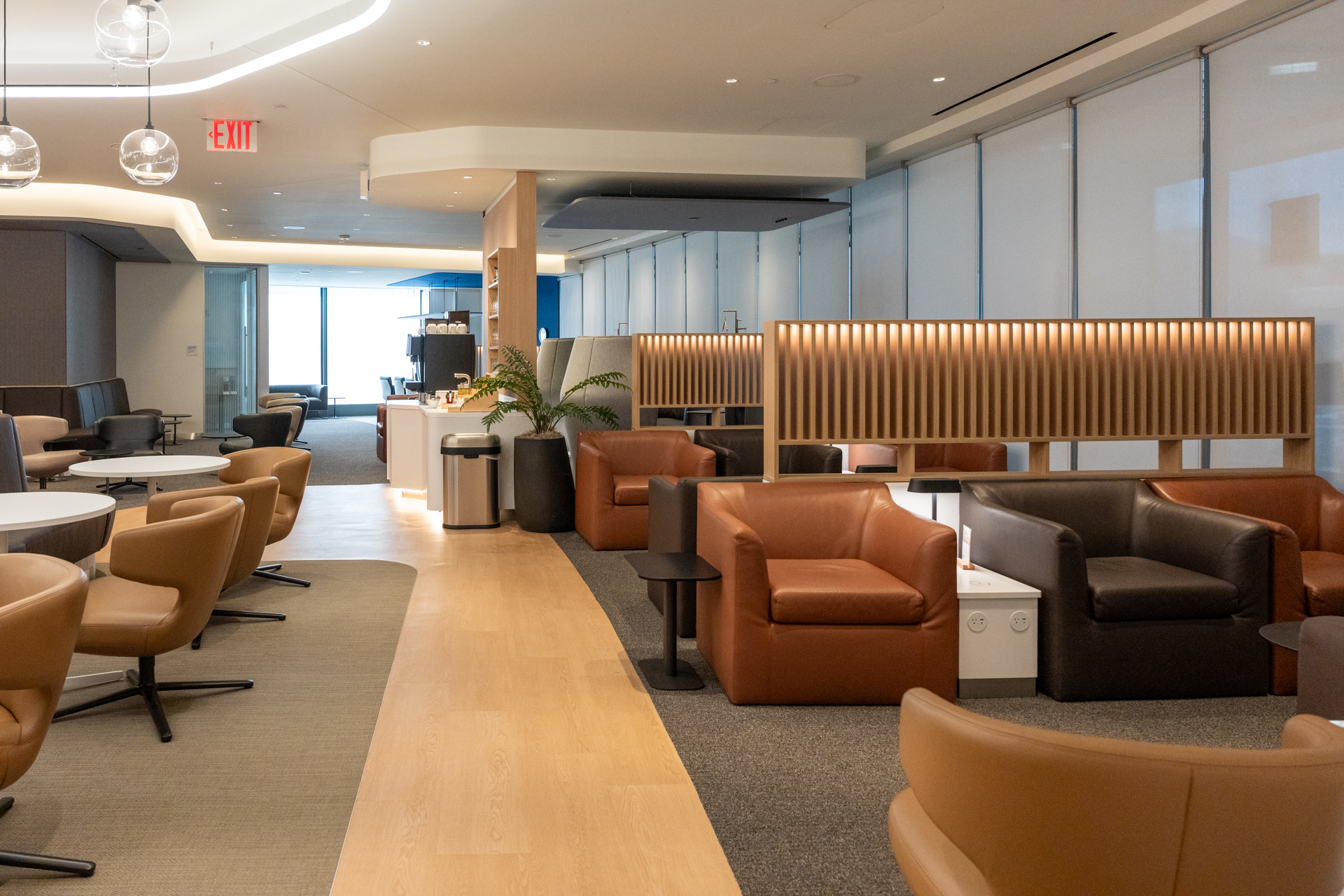 Lufthansa welcomes guests to new premium lounge at Newark Liberty ...