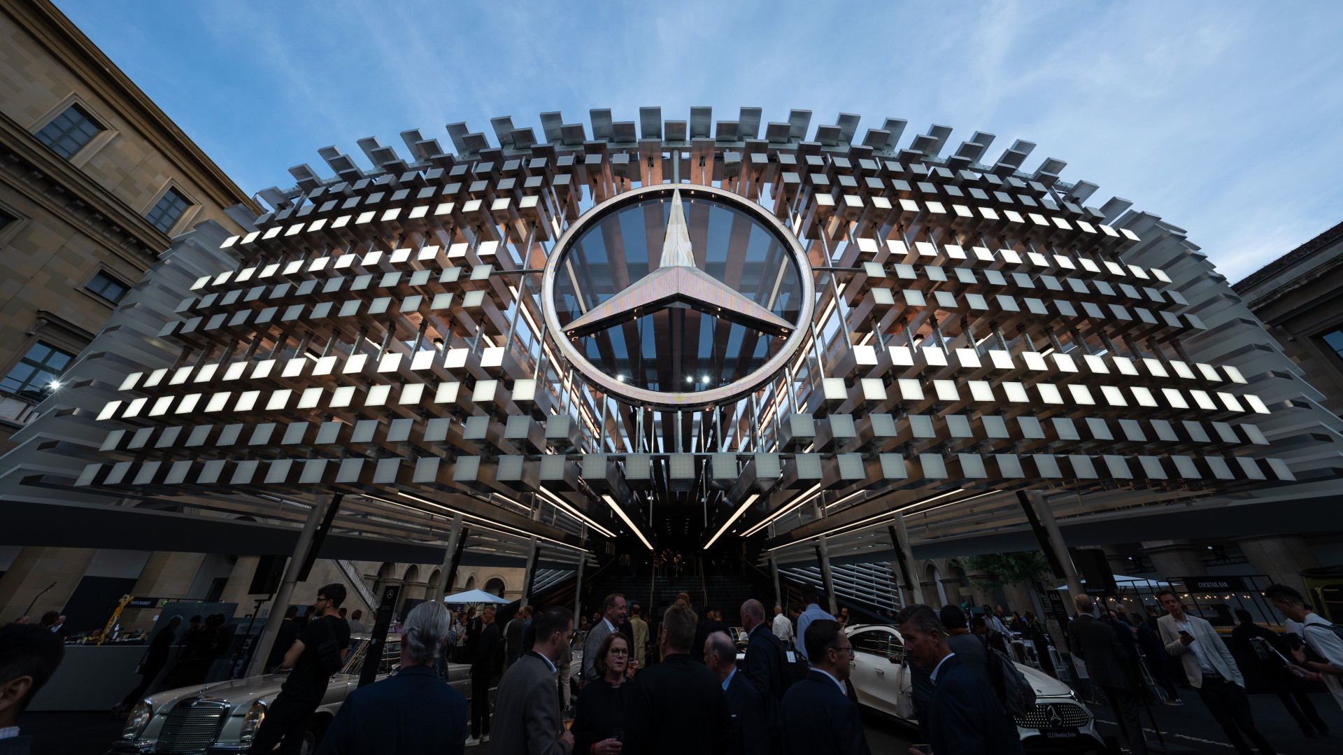 Mercedes-Benz’in “Welcome Home” benzersiz konforunu IAA MOBILITY 2025 ...