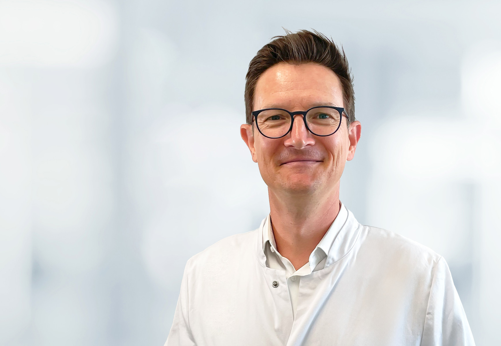 Dr. Tim Claußnitzer übernimmt die Leitung der Klinik für Gefäß- und ...