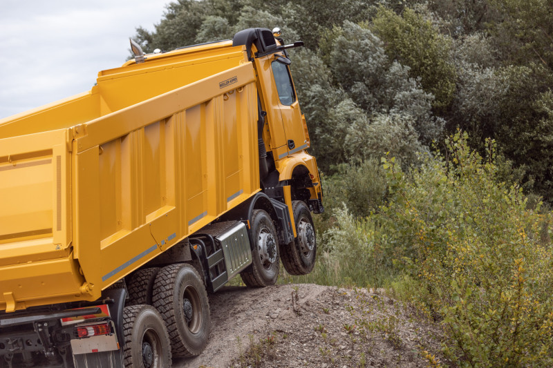 Innovating the construction industry with the new Mercedes-Benz Arocs