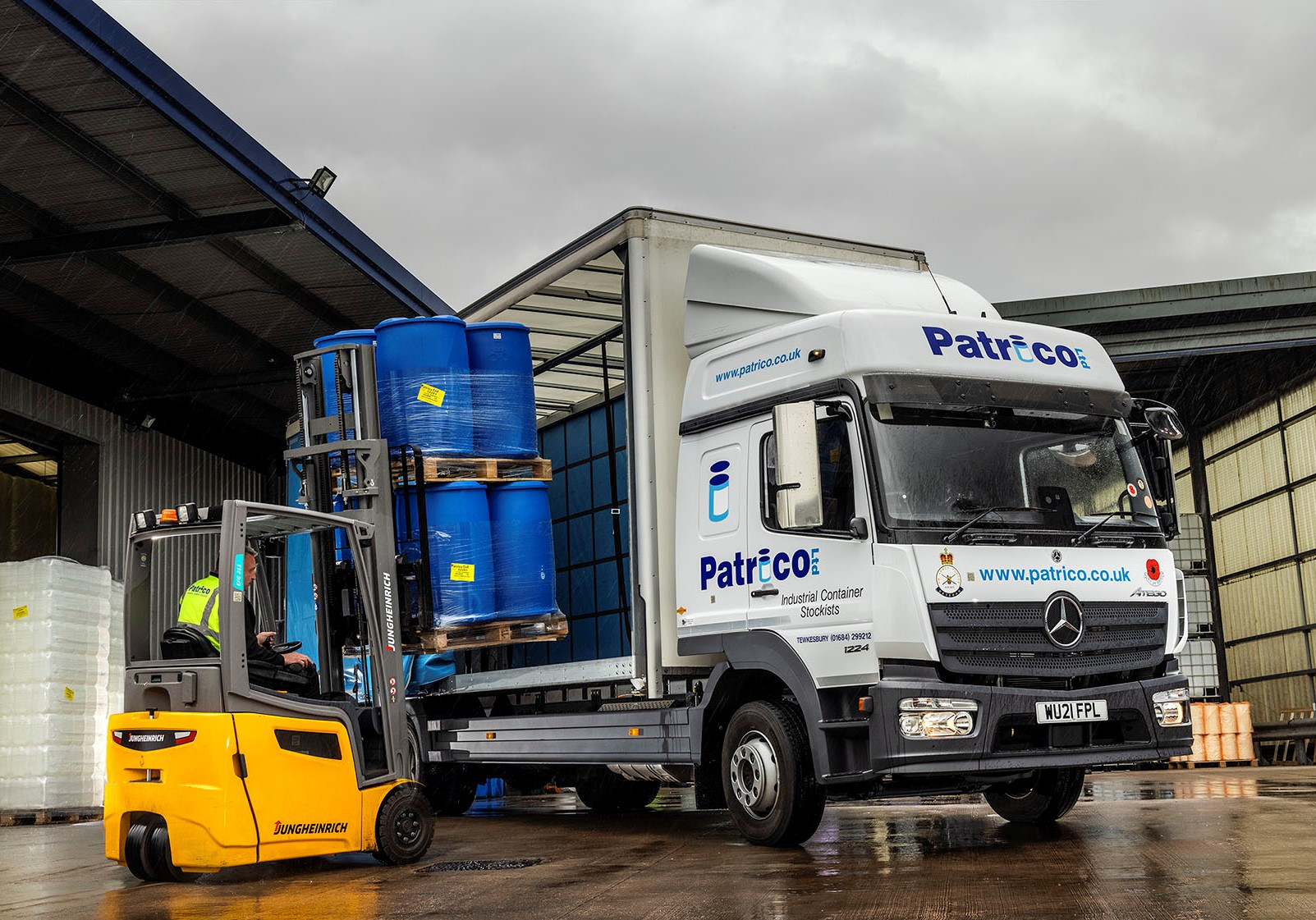 Another robust yet refined Mercedes-Benz Atego adds up to the perfect ...