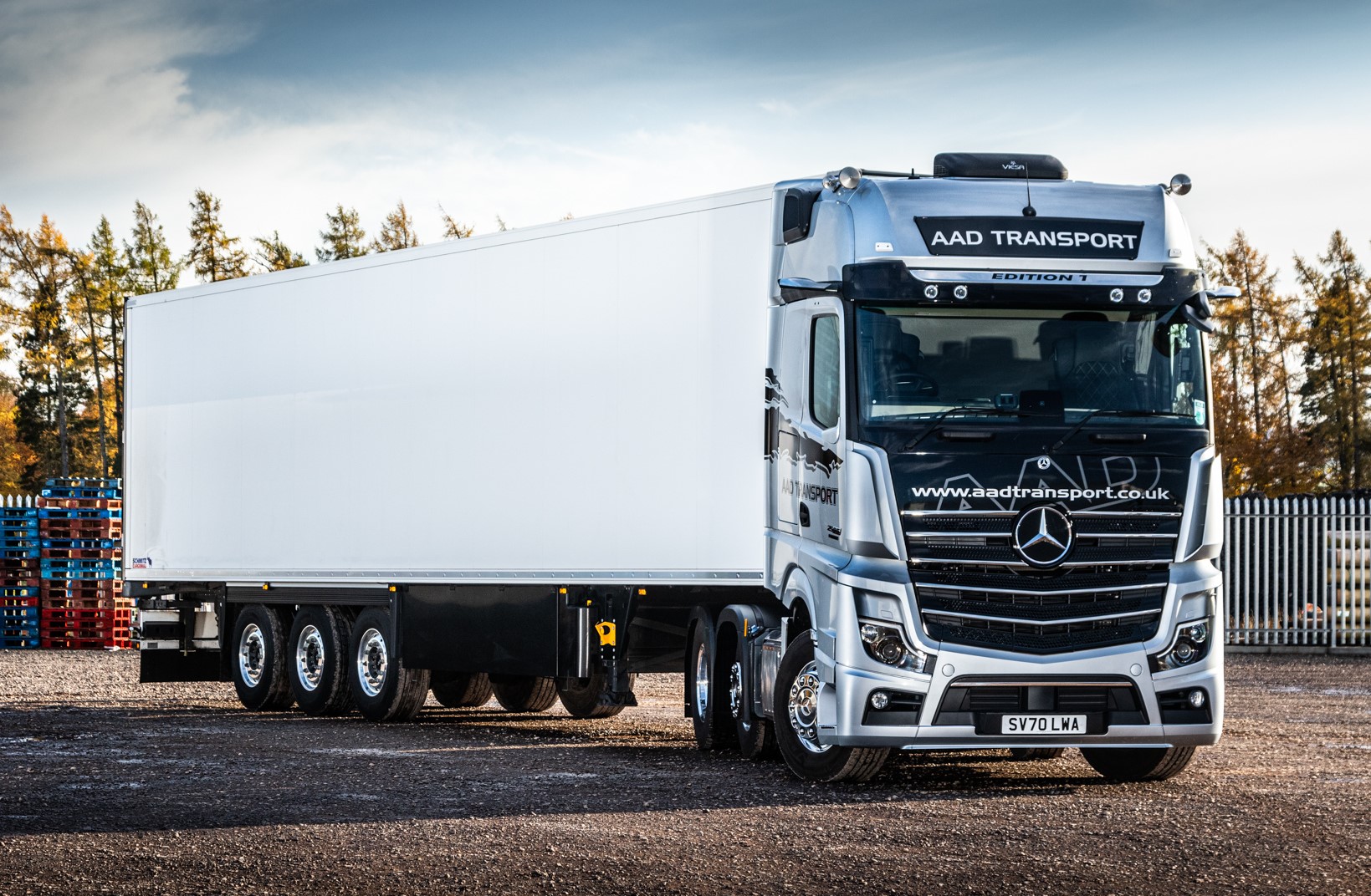 Exclusive Mercedes-Benz Actros Edition 1 flagship is a winner on all ...