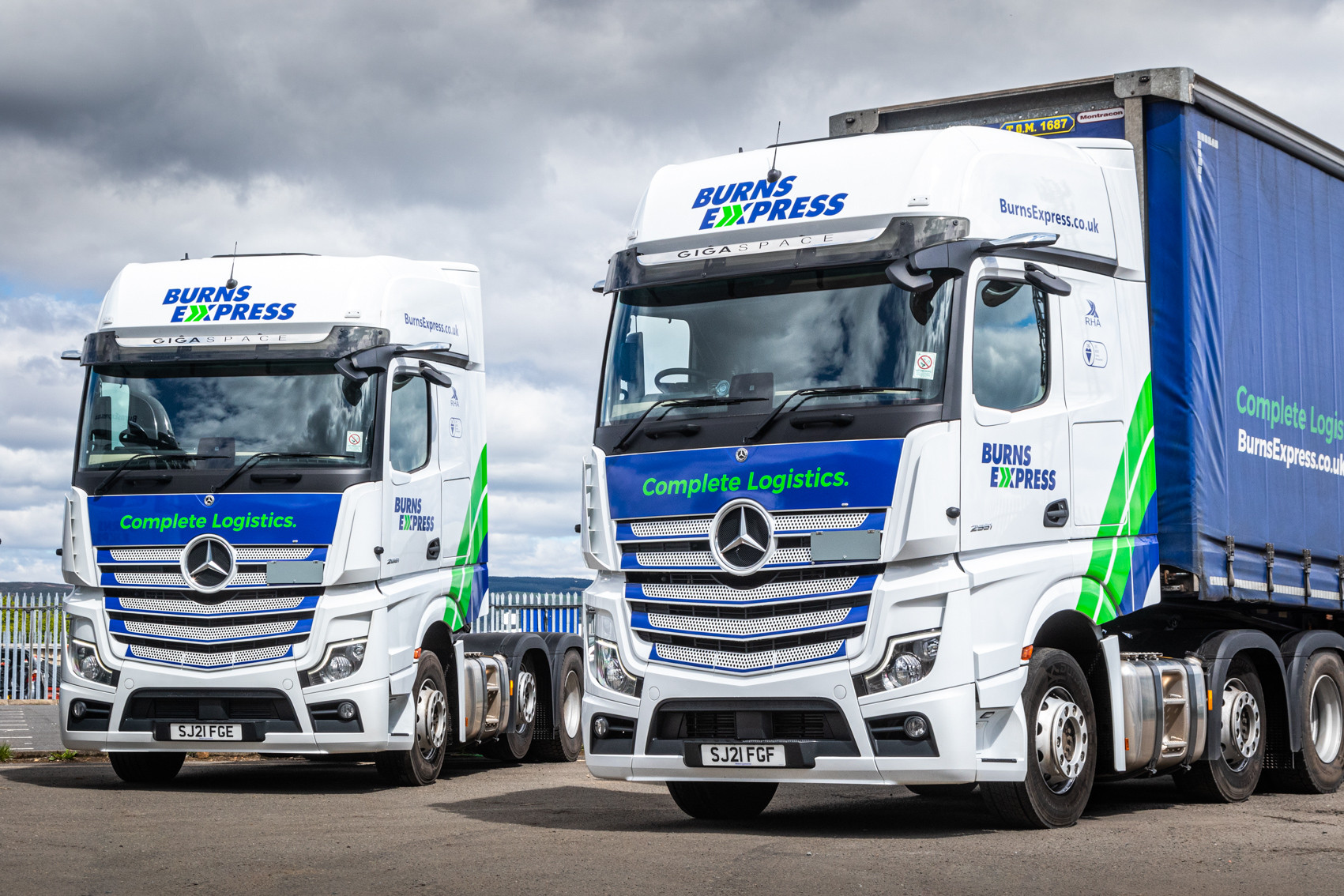 Burns Express carries a torch for latest Actros tractors from Mercedes ...