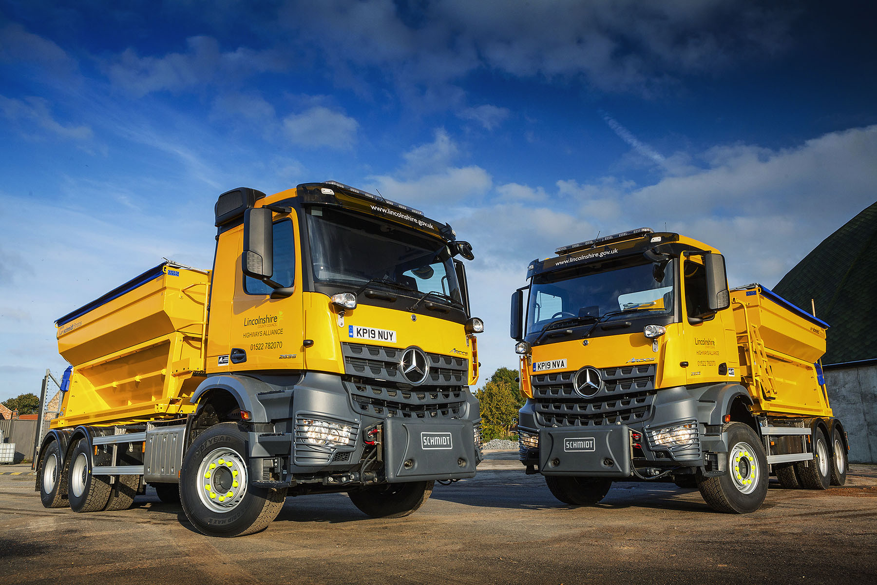 Mercedes-Benz Arocs gritters stand ready to take the ‘cold call’ in ...