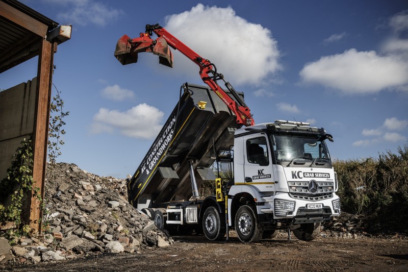KC Construction grabs its first new Mercedes-Benz Arocs from Midlands ...