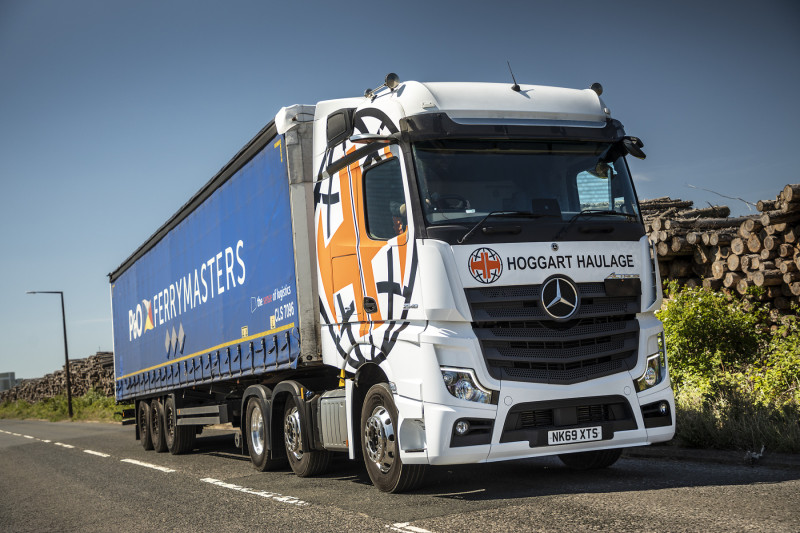 ASL makes a Mercedes-Benz Actros ‘tag match’ for its leading heat ...