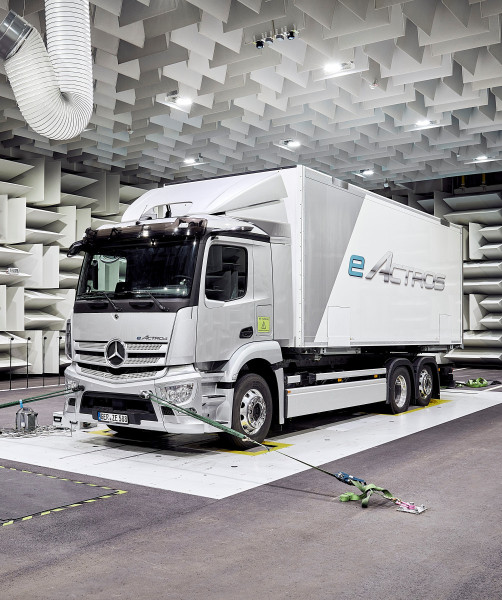 Mercedes-Benz Trucks to usher in a new era: World premiere of the ...