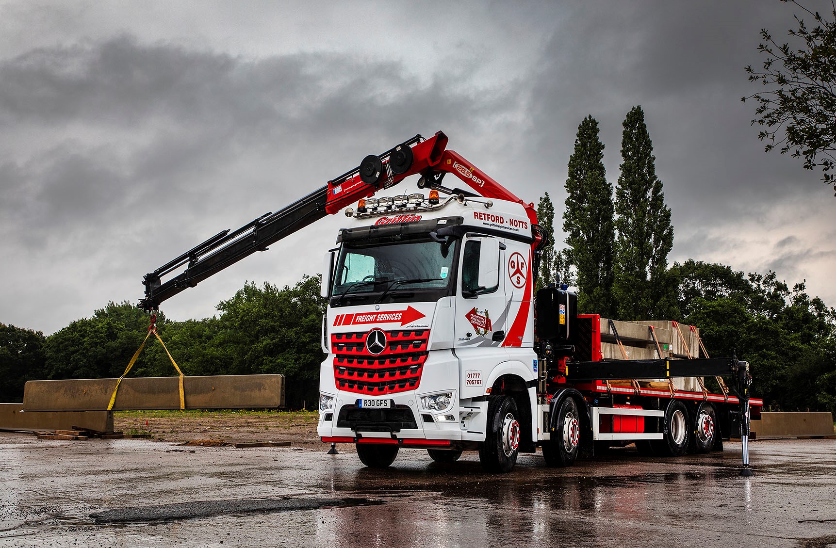 Griffin swoops for another 11 Mercedes-Benz trucks