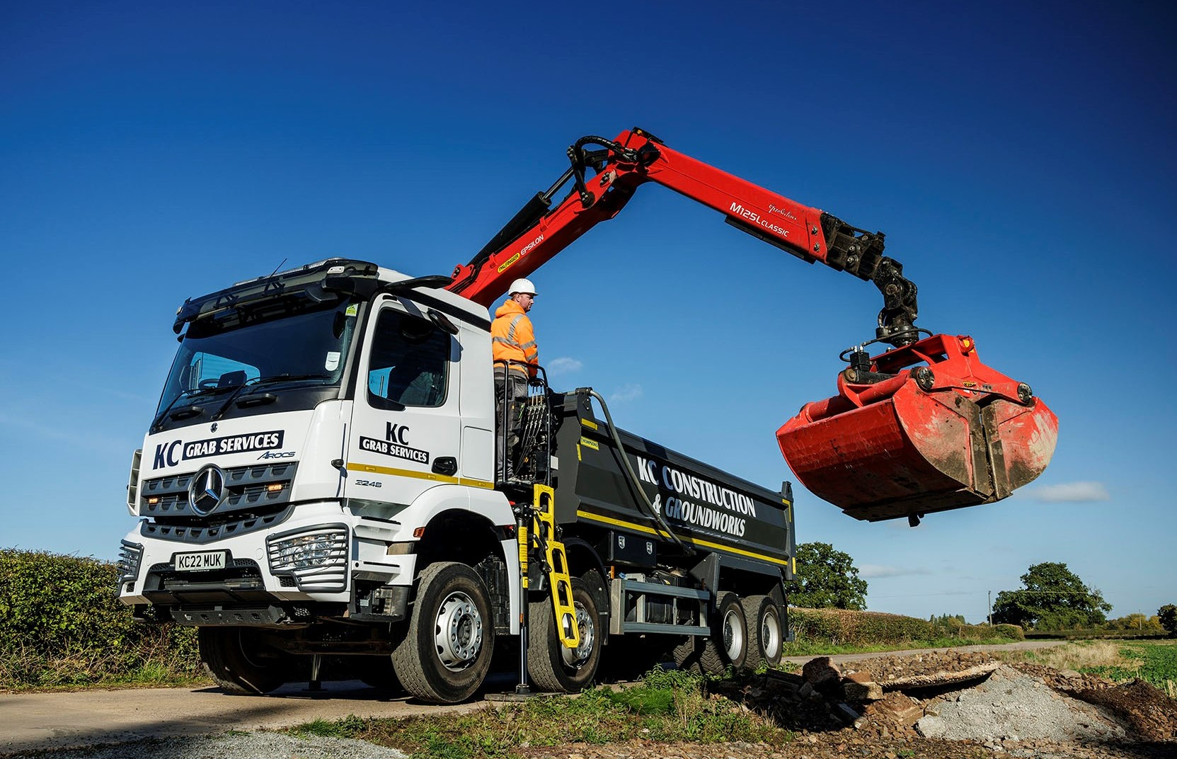 KC Construction grabs its first new Mercedes-Benz Arocs from Midlands ...