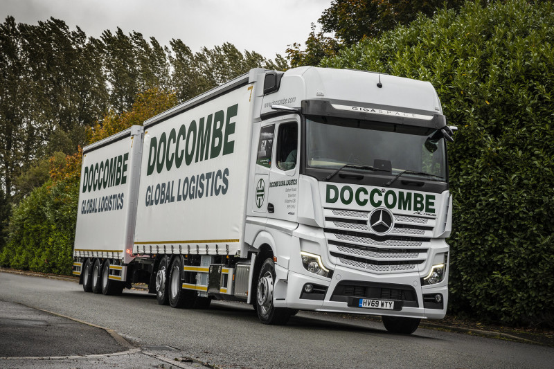 Doccombe Global Logistics’ new Mercedes-Benz Actros delivers a tribute ...