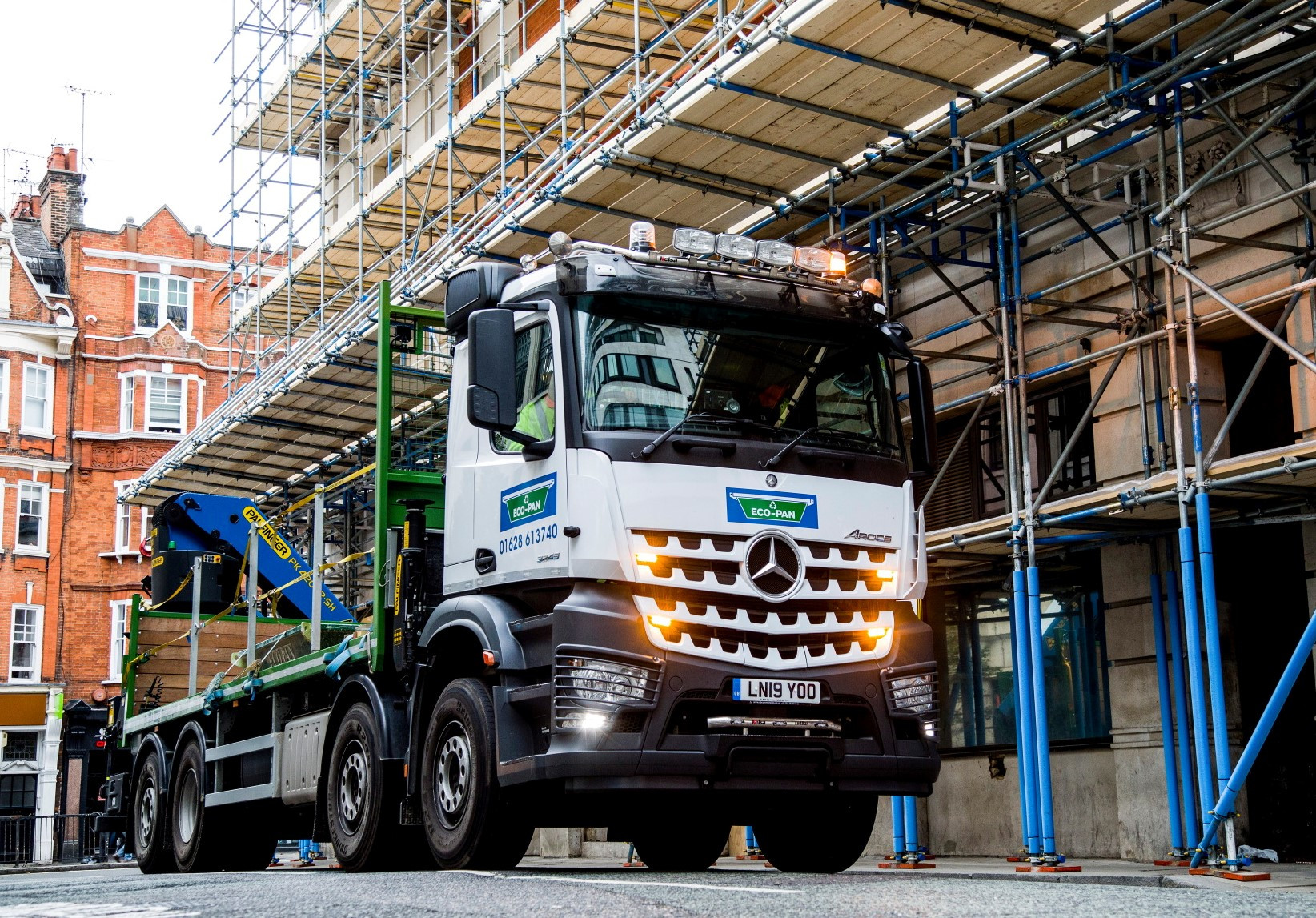 Eco-Pan’s Mercedes-Benz Arocs delivers a concrete solution for the ...