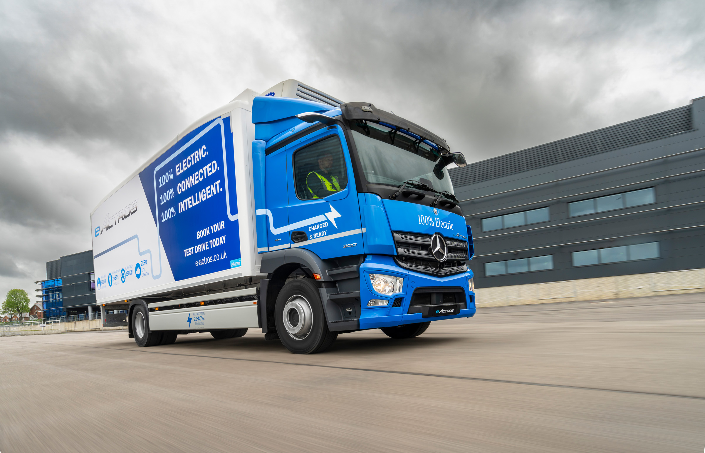 Mercedes-Benz Trucks unveils refrigerated eActros electric demonstrator
