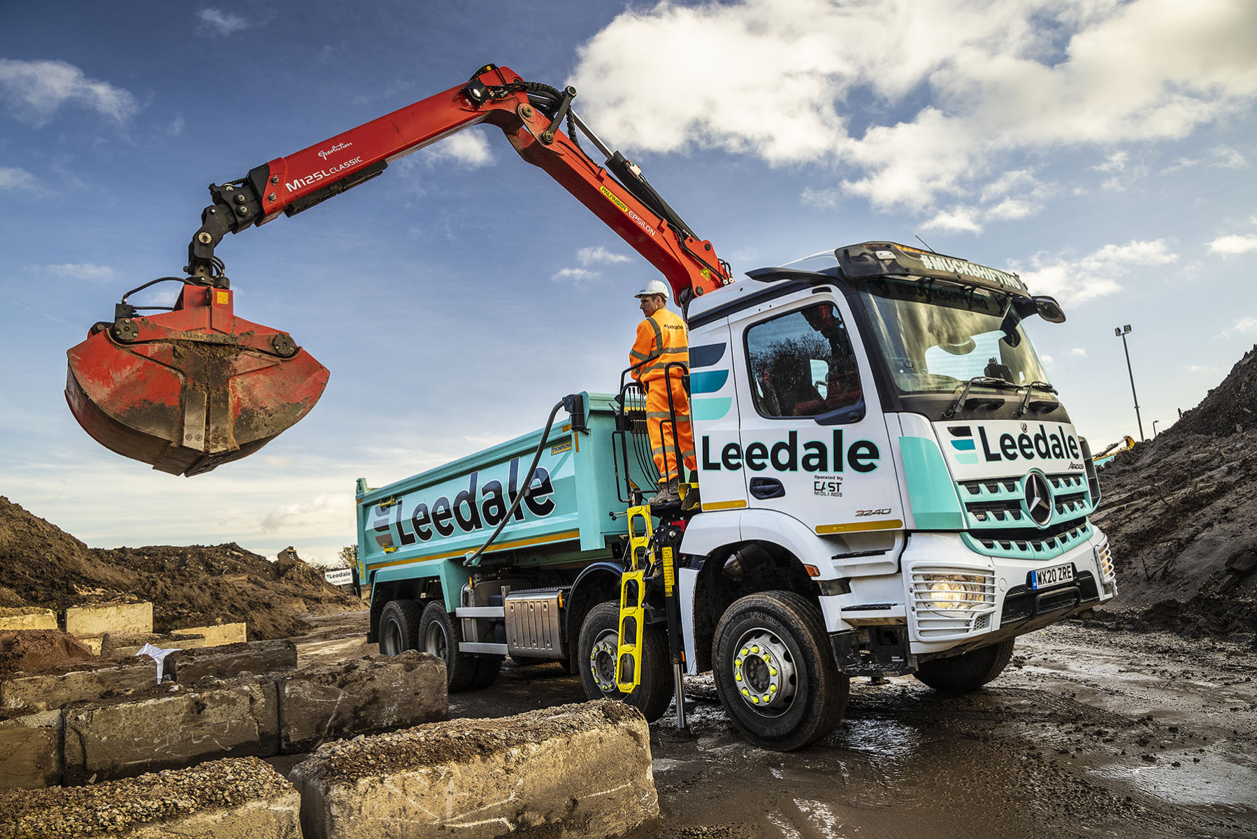 Leedale grabs another pair of MirrorCam-equipped 8x4 Arocs from ...