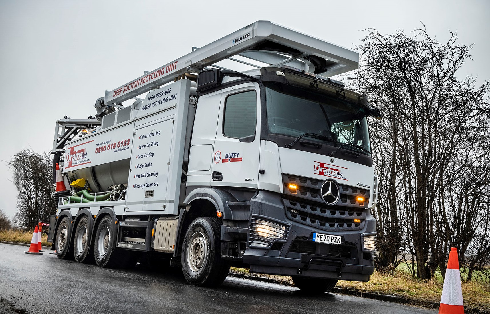DrainsAid delivers eco-friendly ‘deep cleans’ with Müller-equipped Mercedes-Benz Arocs from ...