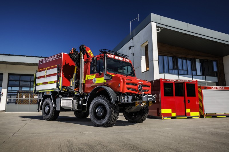 Multi-role Mercedes-Benz Unimog adds flexible, ‘go anywhere’ capability ...