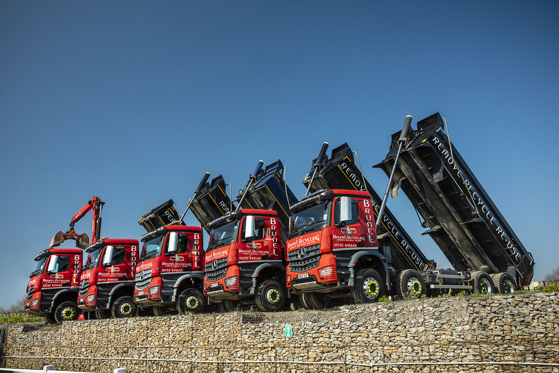 Mercedes-Benz Trucks Dealer Rygor mixes it up for Brunel Recycling