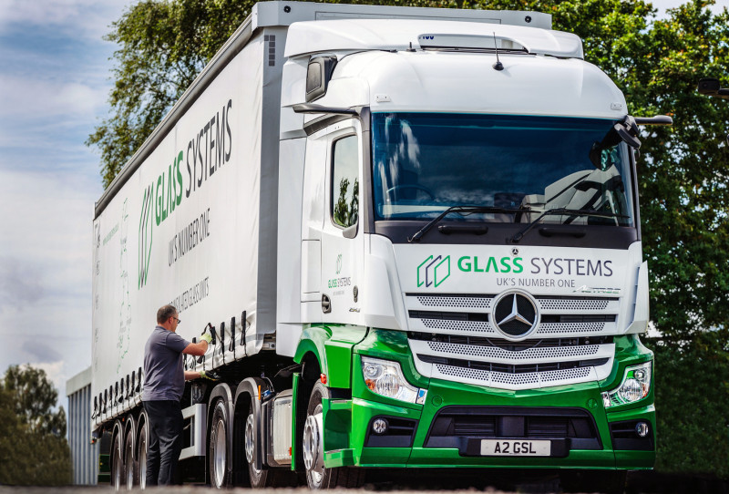 MirrorCam from Mercedes-Benz Trucks delivers transparent benefits for ...