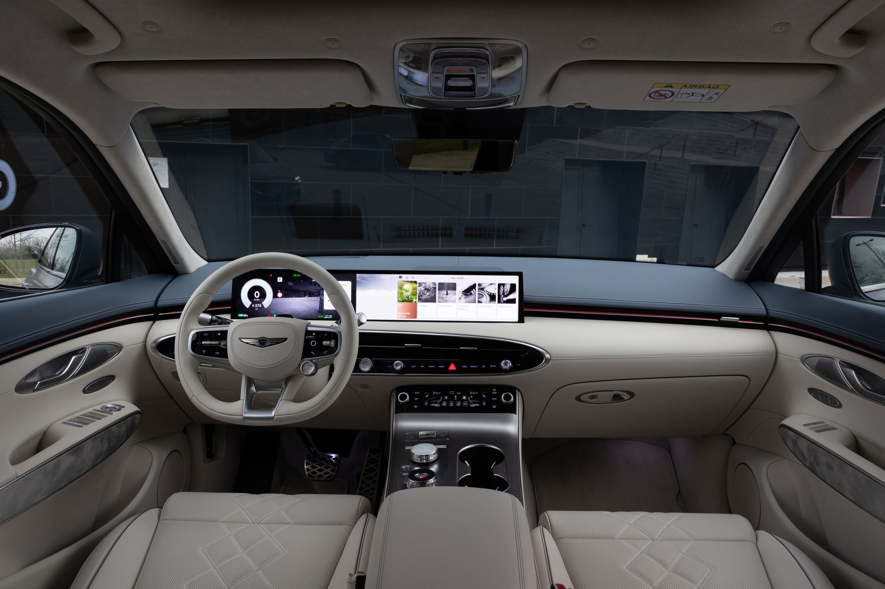 GENESIS MAKES ITS ITALIAN DEBUT