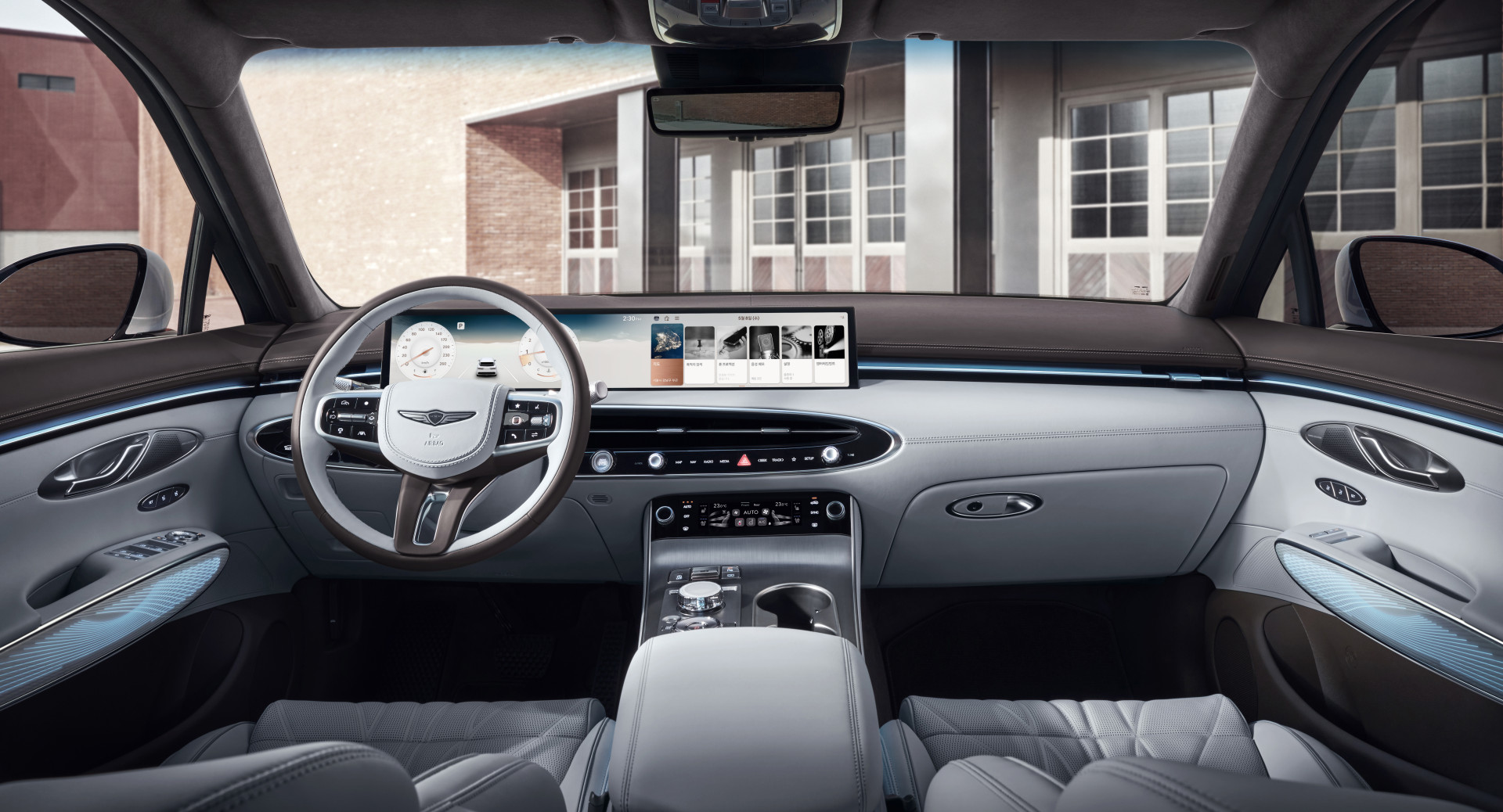 INSIDE THE REDESIGNED GENESIS GV70: RIDE AND HANDLING