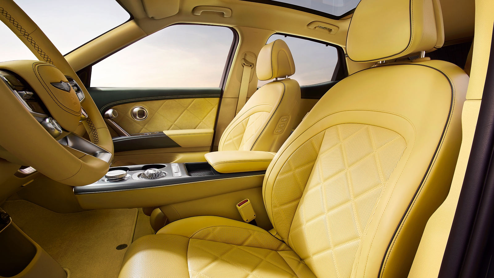 THE ULTIMATE GUIDE TO THE REDESIGNED GENESIS GV60