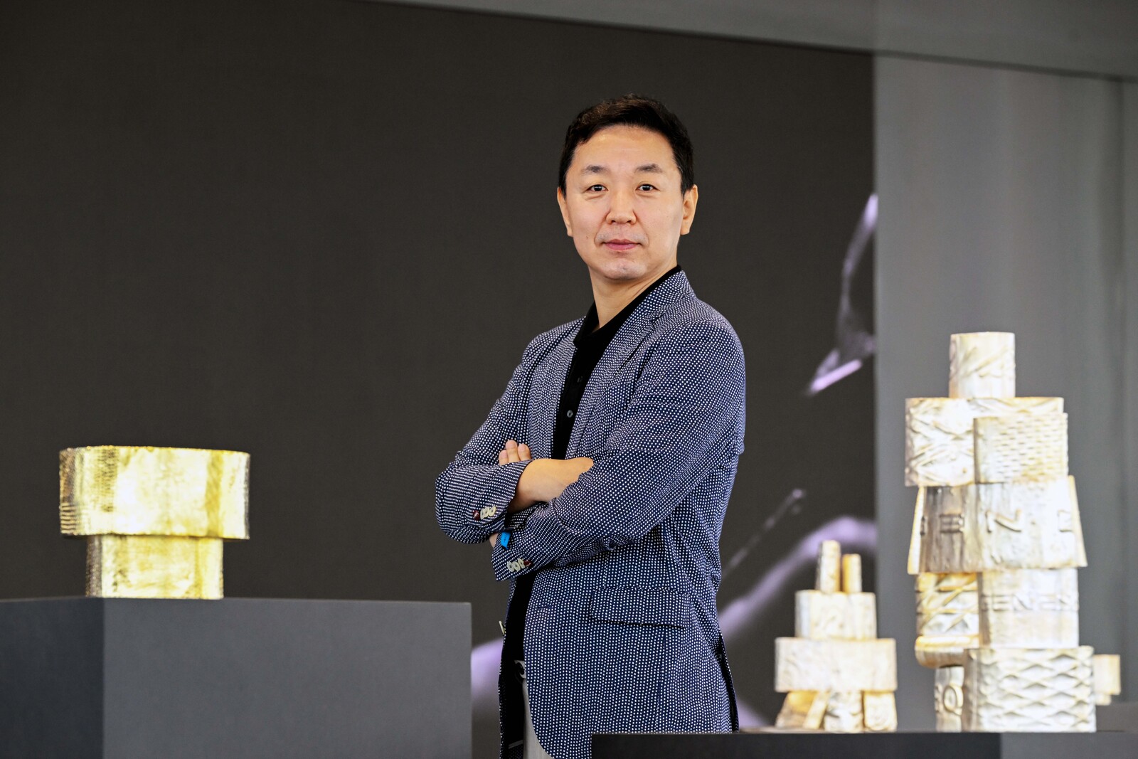 BRAND IN LINE WITH ART – GENESIS MEETS ARTIST SUNGHO CHO