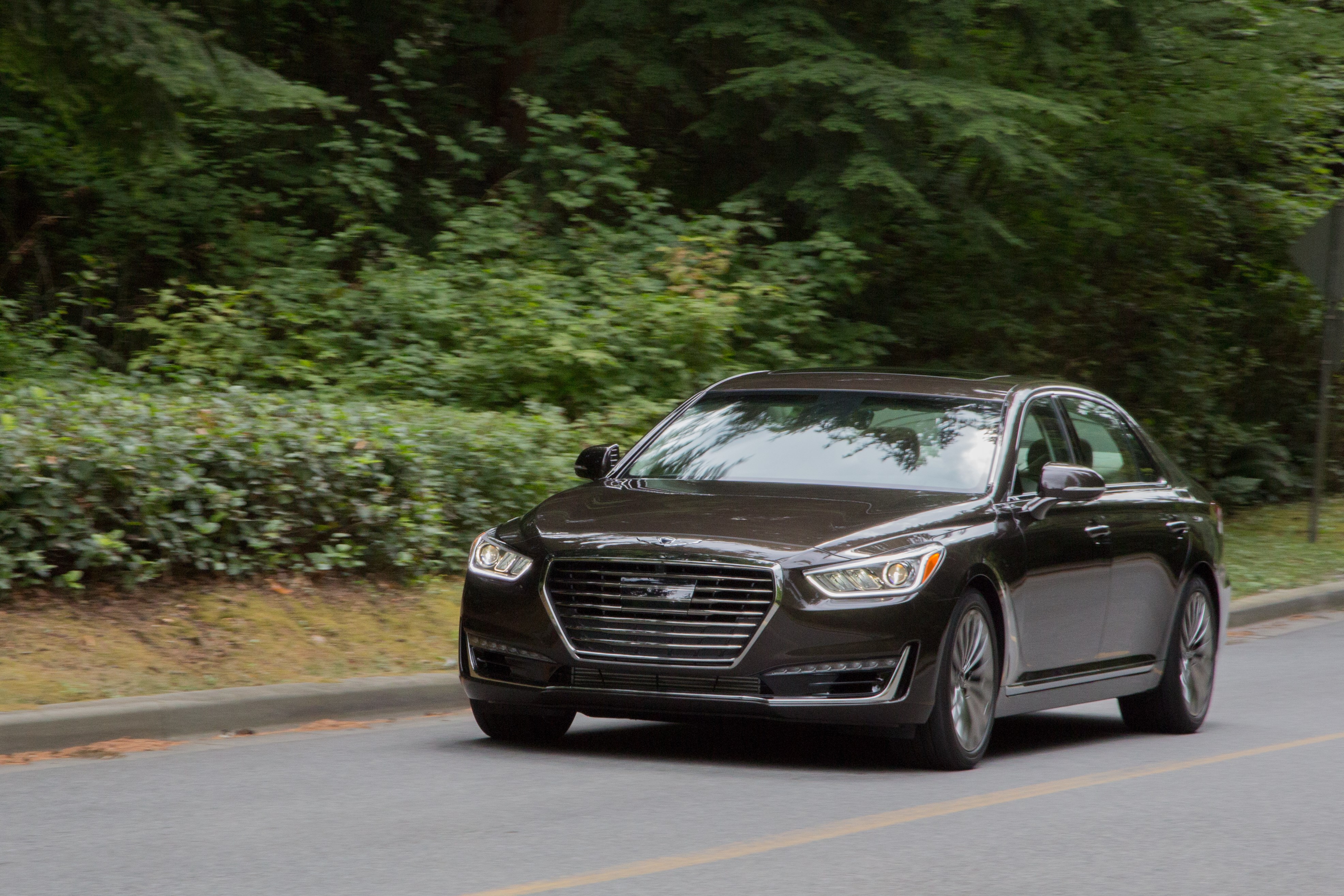 2017 GENESIS G90 FLAGSHIP DELIVERS ADVANCED SAFETY AND REFINED ...
