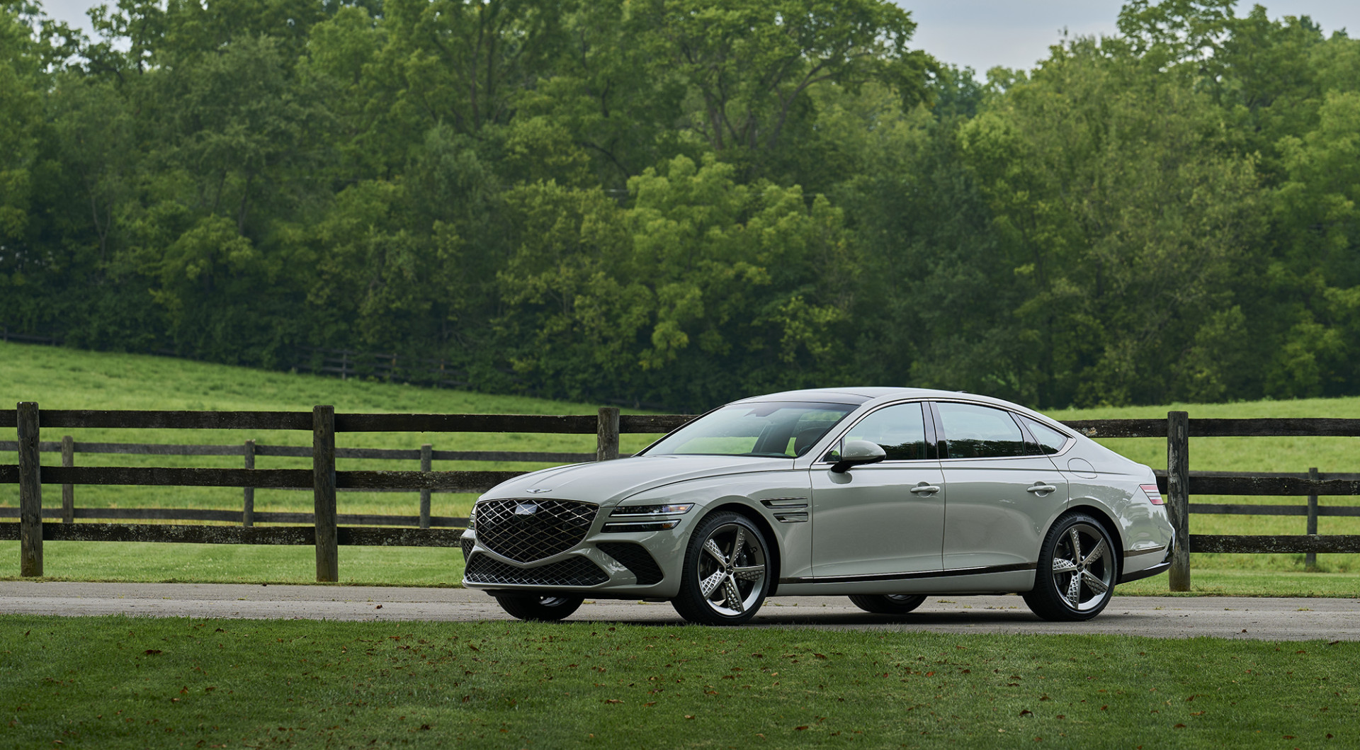 GENESIS RECEIVES SEVEN 2025 CAR AND DRIVER EDITORS' CHOICE AWARDS