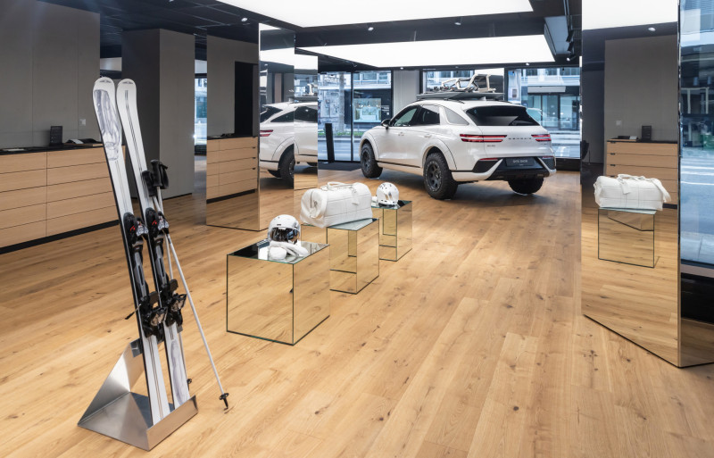 GENESIS SHOWCASES X SNOW SPEEDIUM, GV70 SNOW AT GENESIS STUDIO GENEVA