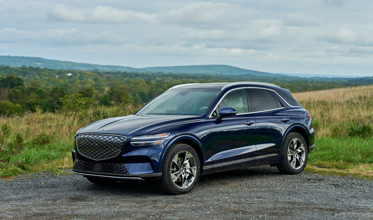 GENESIS ELECTRIFIED GV70 NAMED BEST LUXURY CAR OF 2025 BY CARS.COM