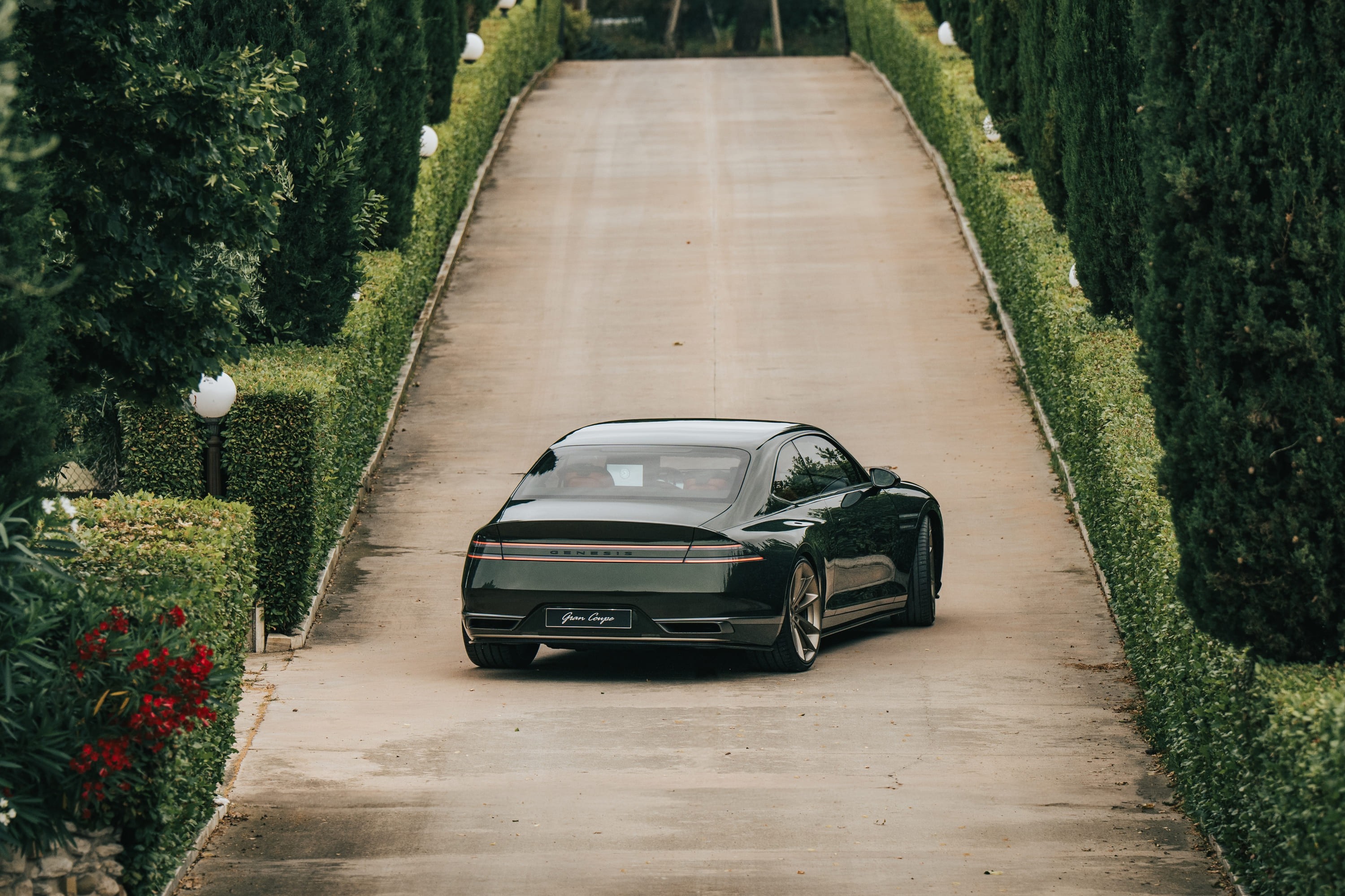 GENESIS RELEASES NEW VISUALS OF X GRAN COUPE CONCEPT IN SCENIC ITALY