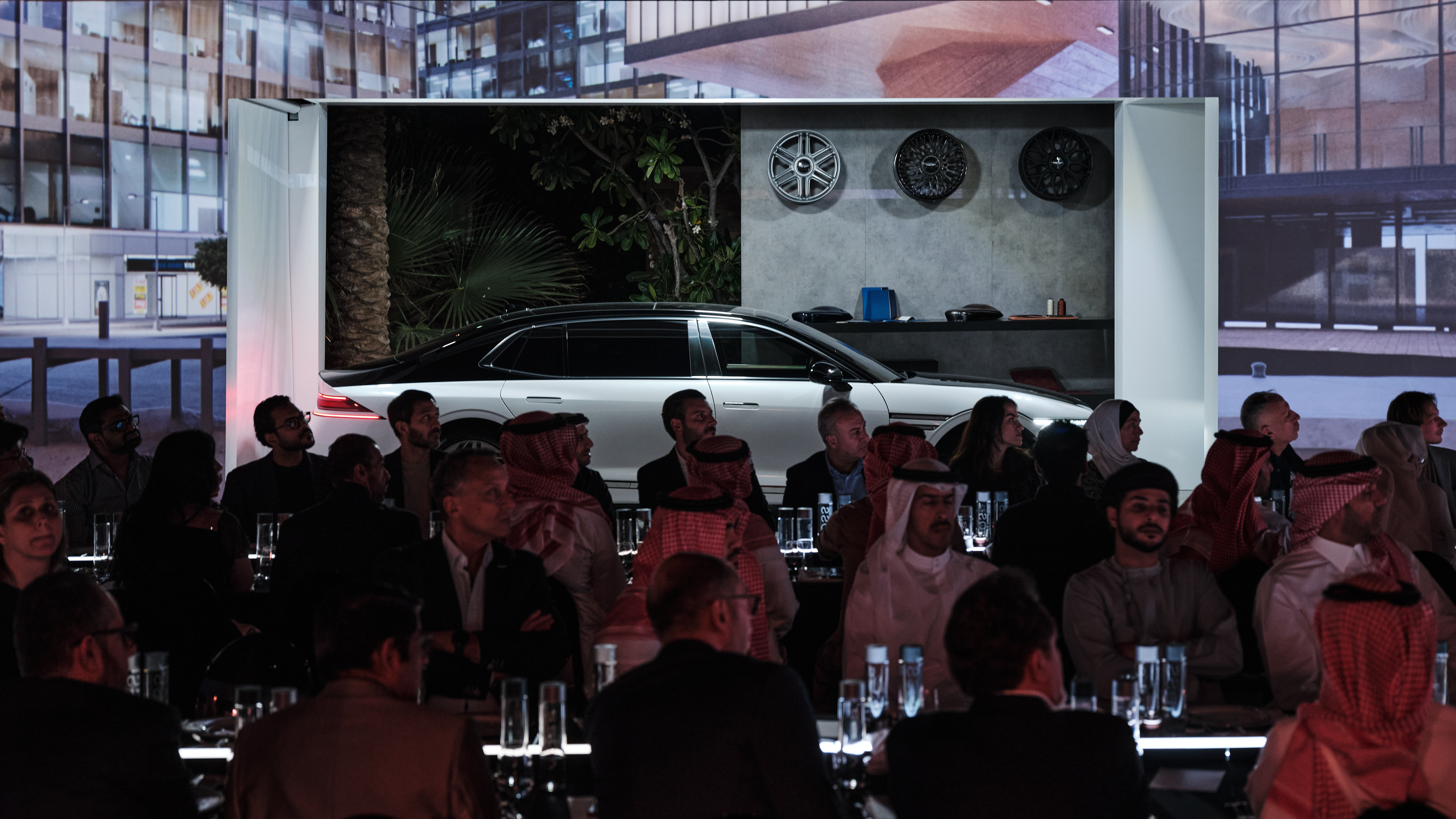 GENESIS LIGHTS UP DUBAI STAGE WITH VISION FOR PERSONALIZATION AND ...