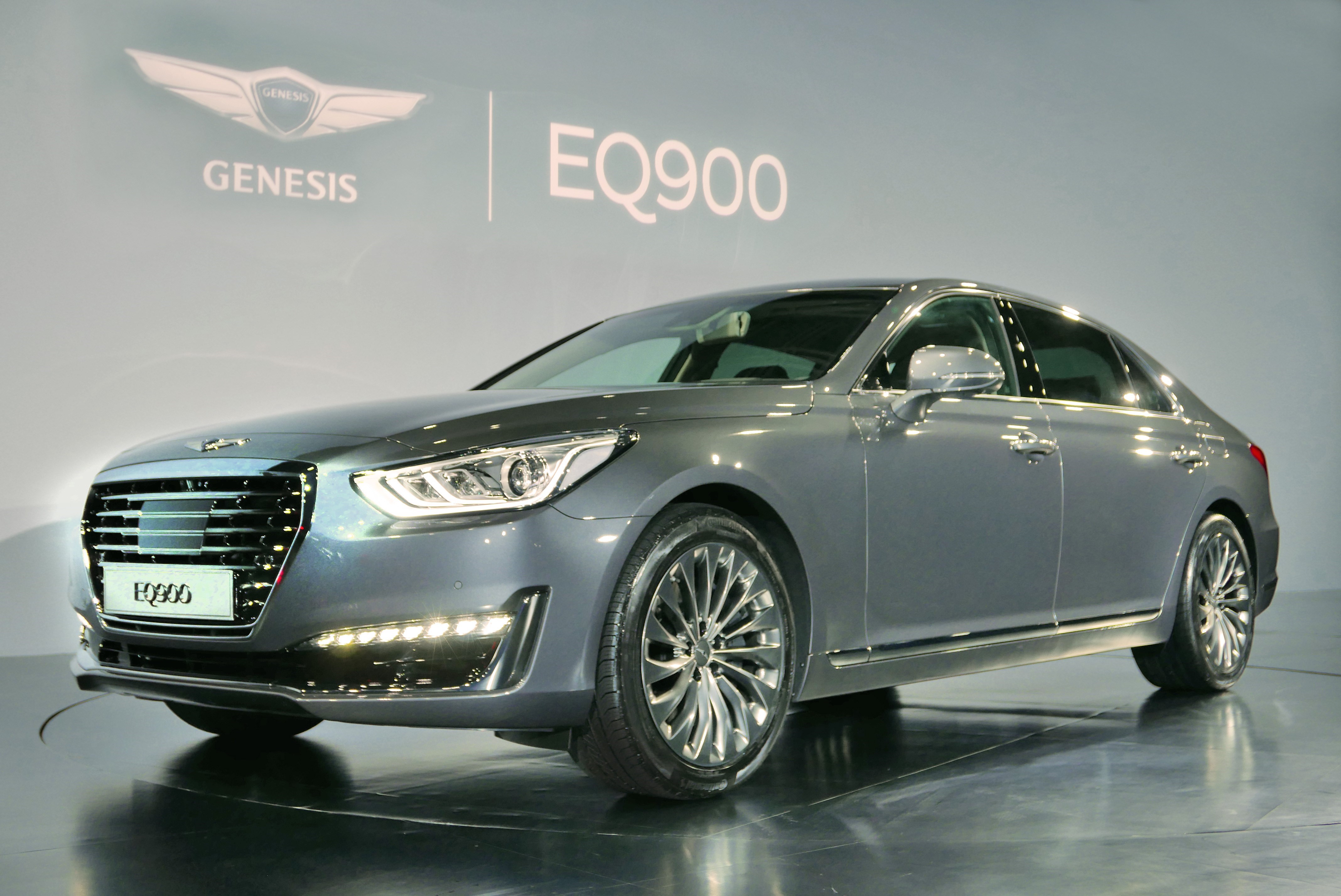 GENESIS BRAND LAUNCHES ITS FIRST MODEL, G90