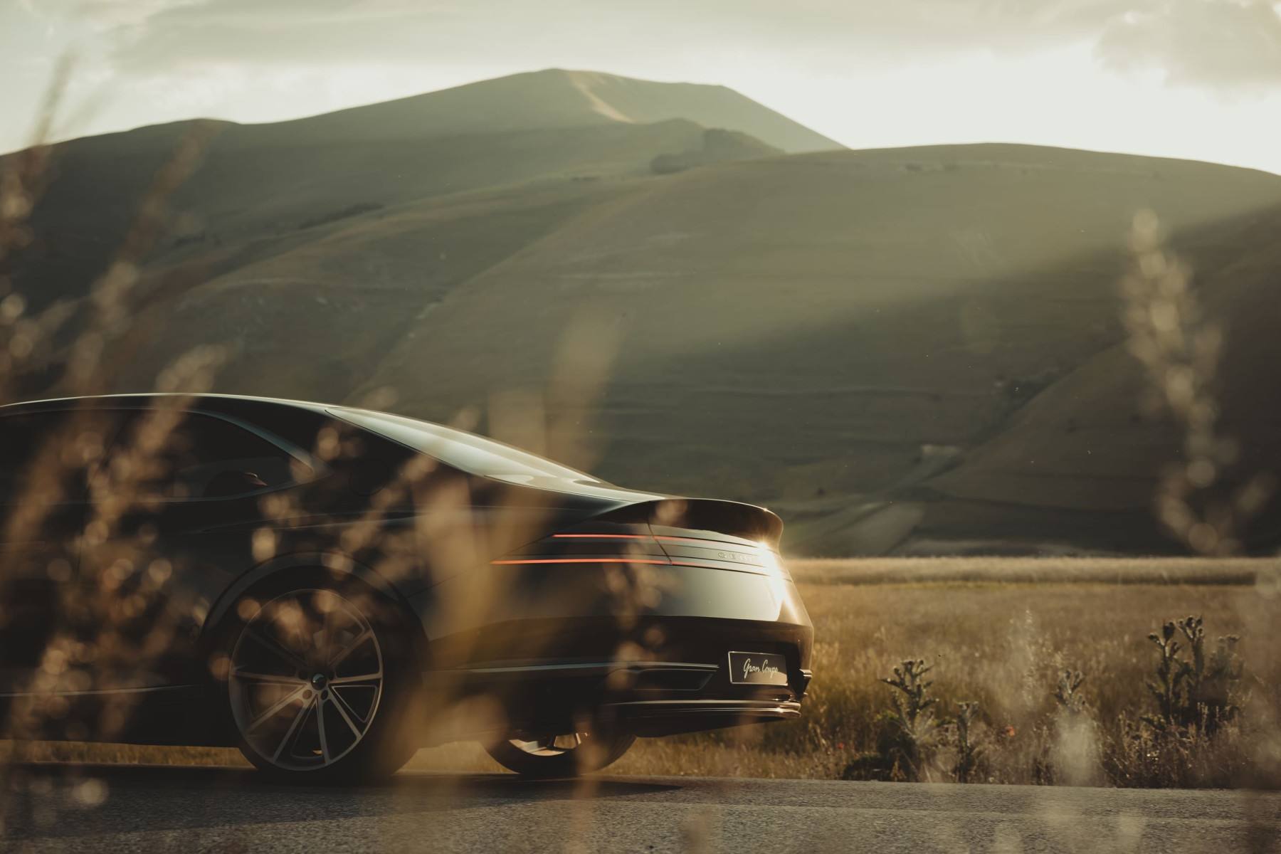 GENESIS RELEASES NEW VISUALS OF X GRAN COUPE CONCEPT IN SCENIC ITALY